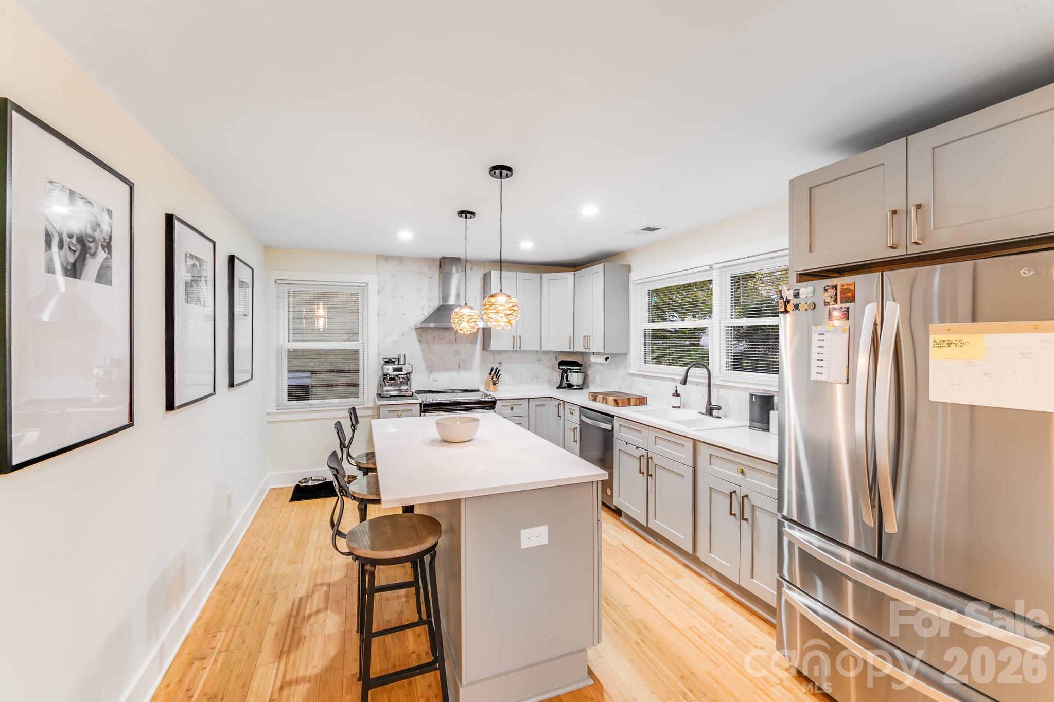 Photo 10 of 4910 Valley Stream Road, Charlotte, NC