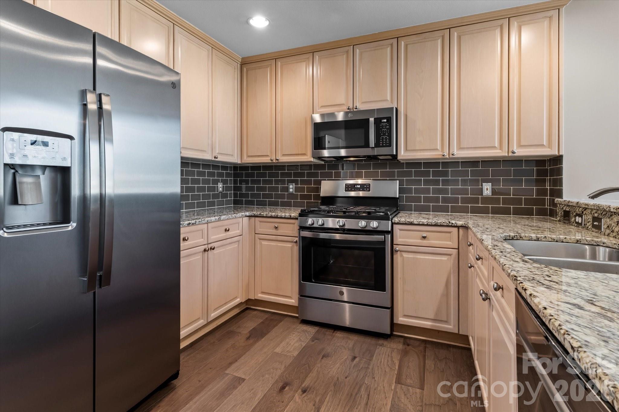 Photo 9 of 315 Arlington Avenue906, Charlotte, NC