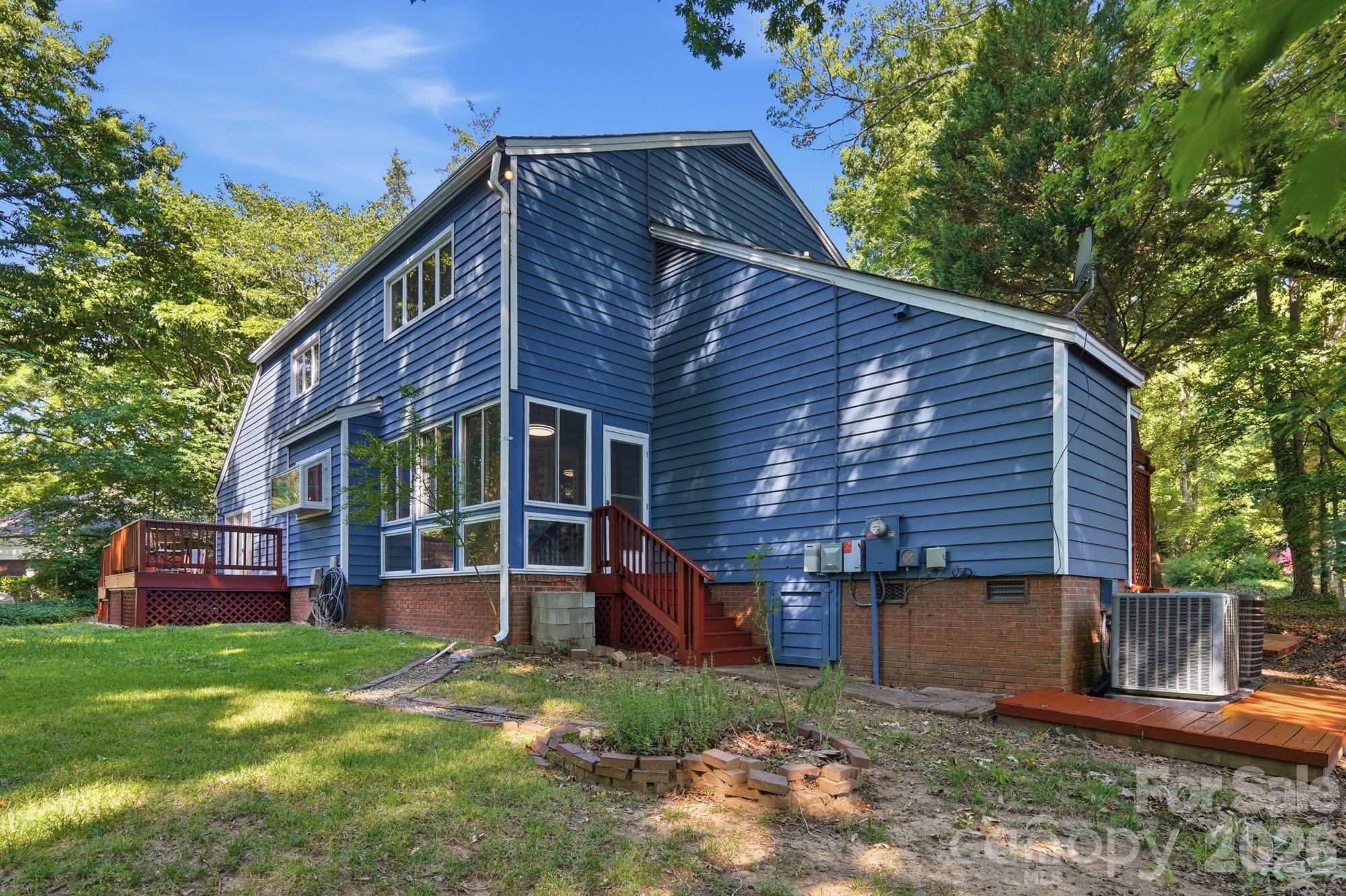 7045 Burlwood Road, Charlotte, NC - photo 46 of 49