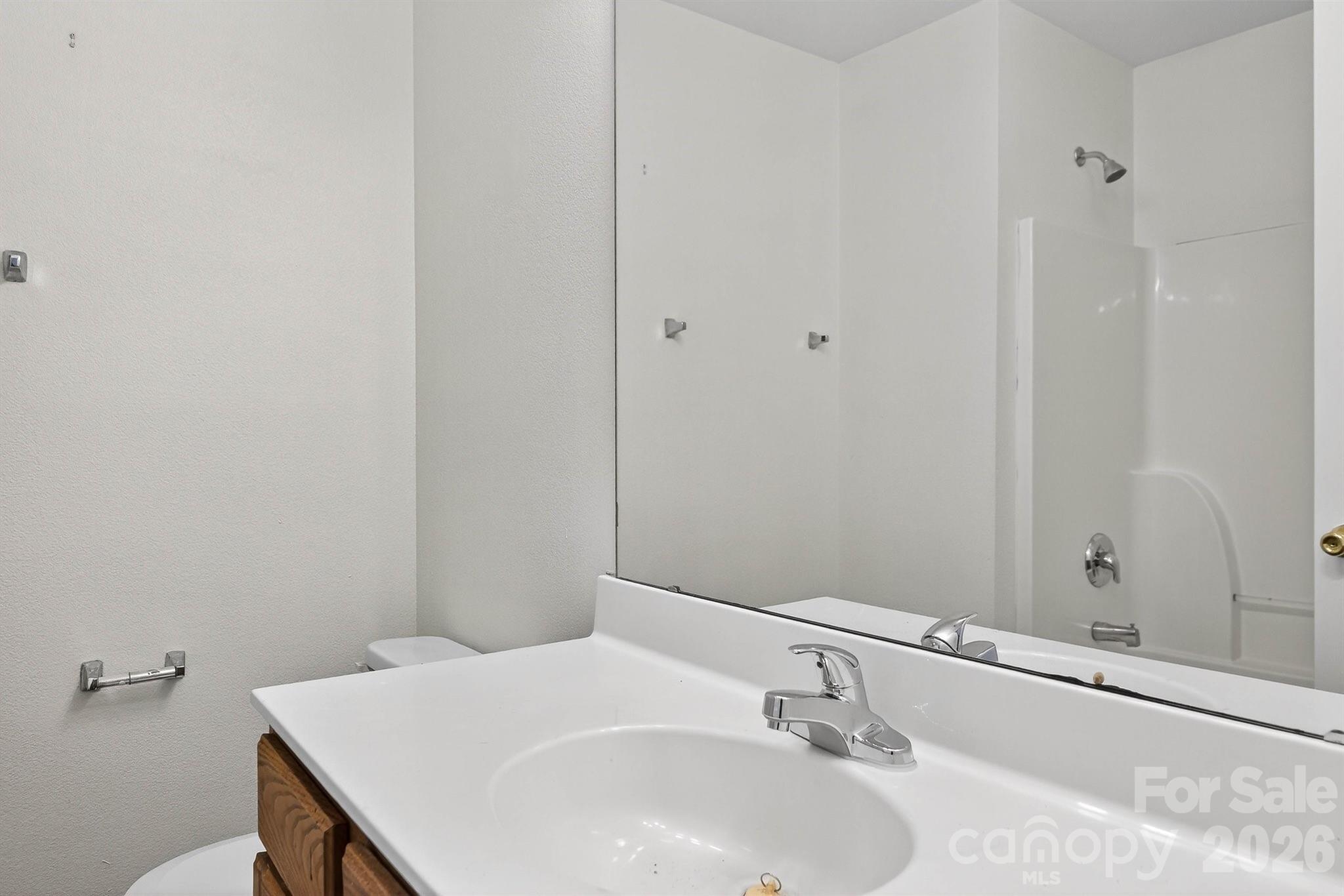 Photo 8 of 1911 Flushing Court, Charlotte, NC