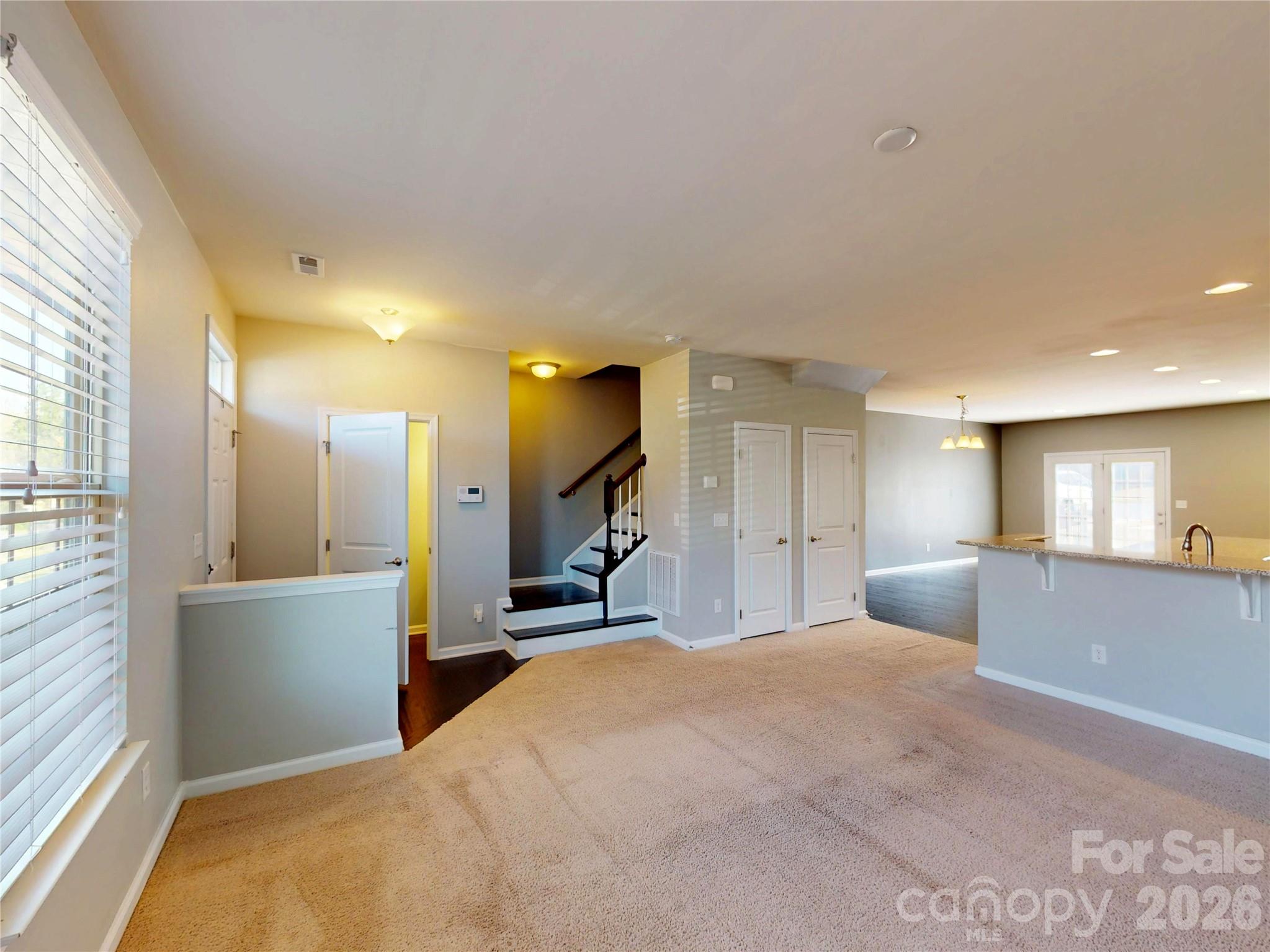 Photo 4 of 1637 Fleetwood Drive, Charlotte, NC