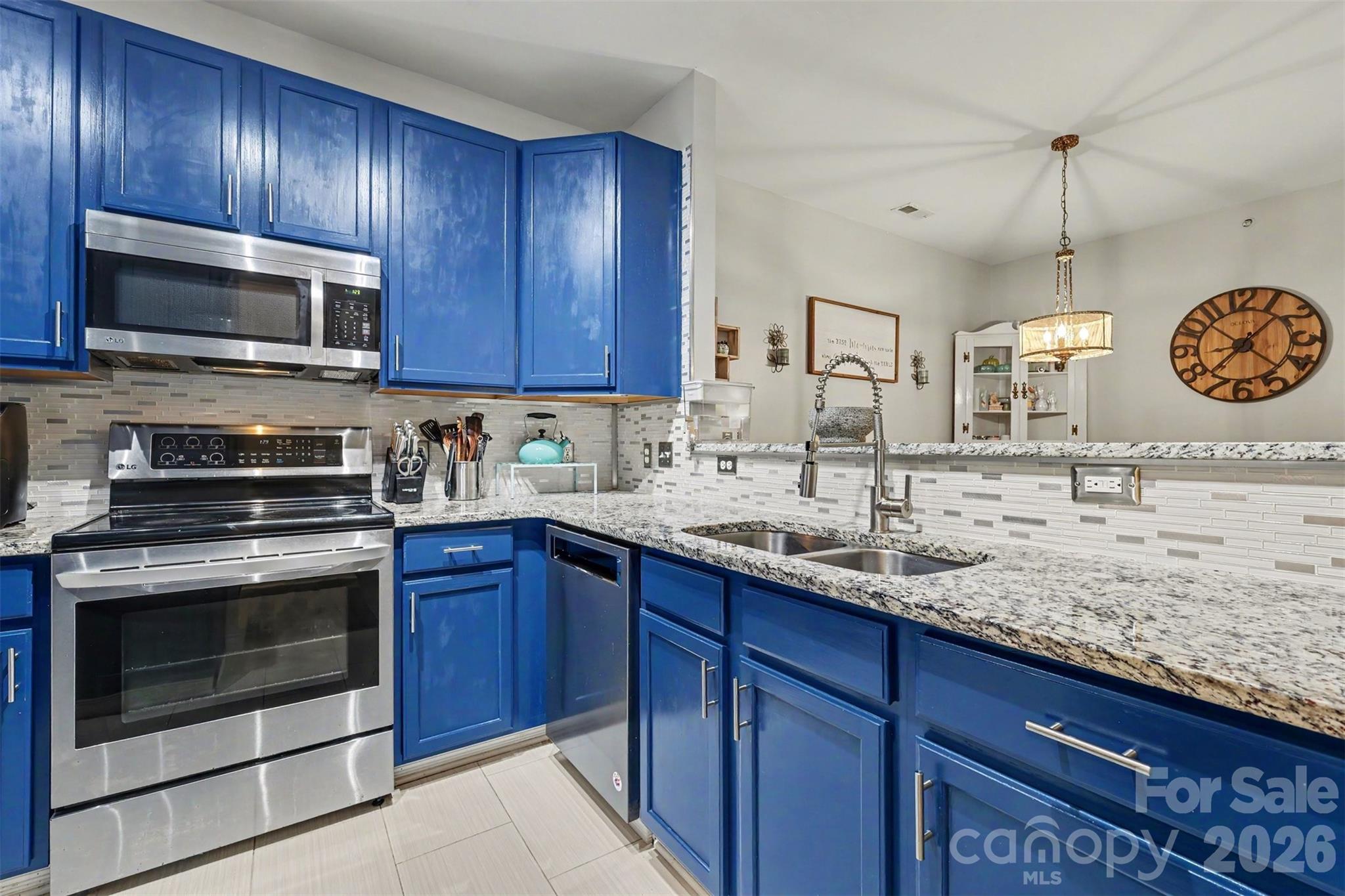 Photo 4 of 10616 Hill Point Court, Charlotte, NC