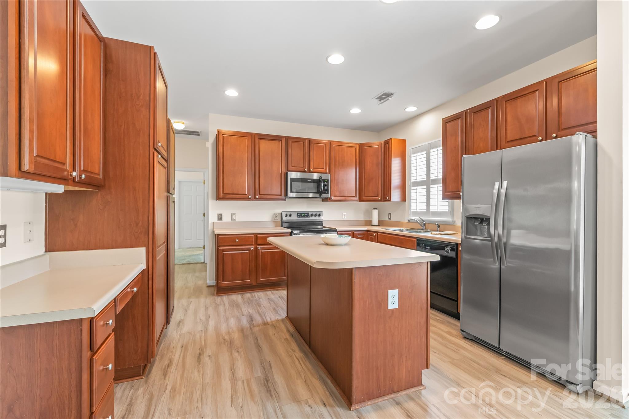 Photo 11 of 9205 Duckhorn Drive, Charlotte, NC