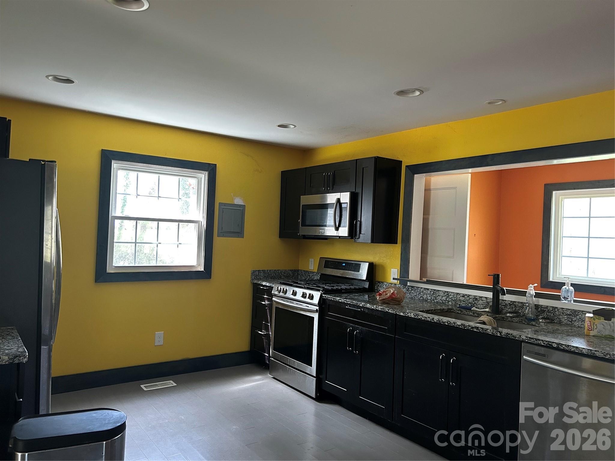 Photo 8 of 4019 Durham Lane, Charlotte, NC