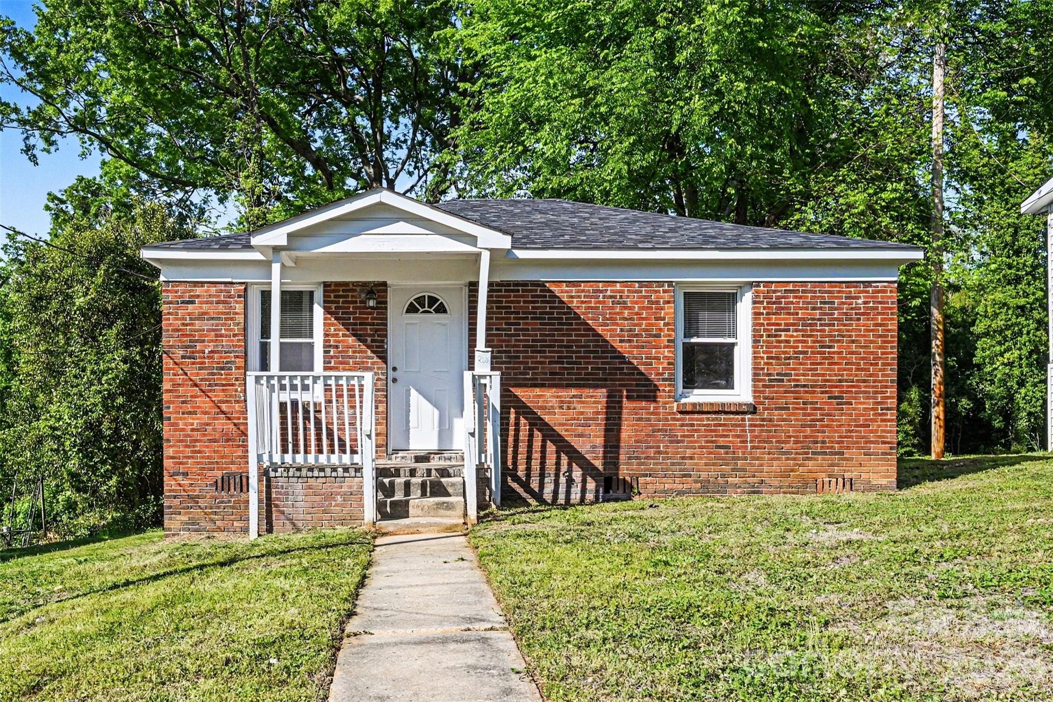 Photo 2 of 2604 Booker Avenue, Charlotte, NC