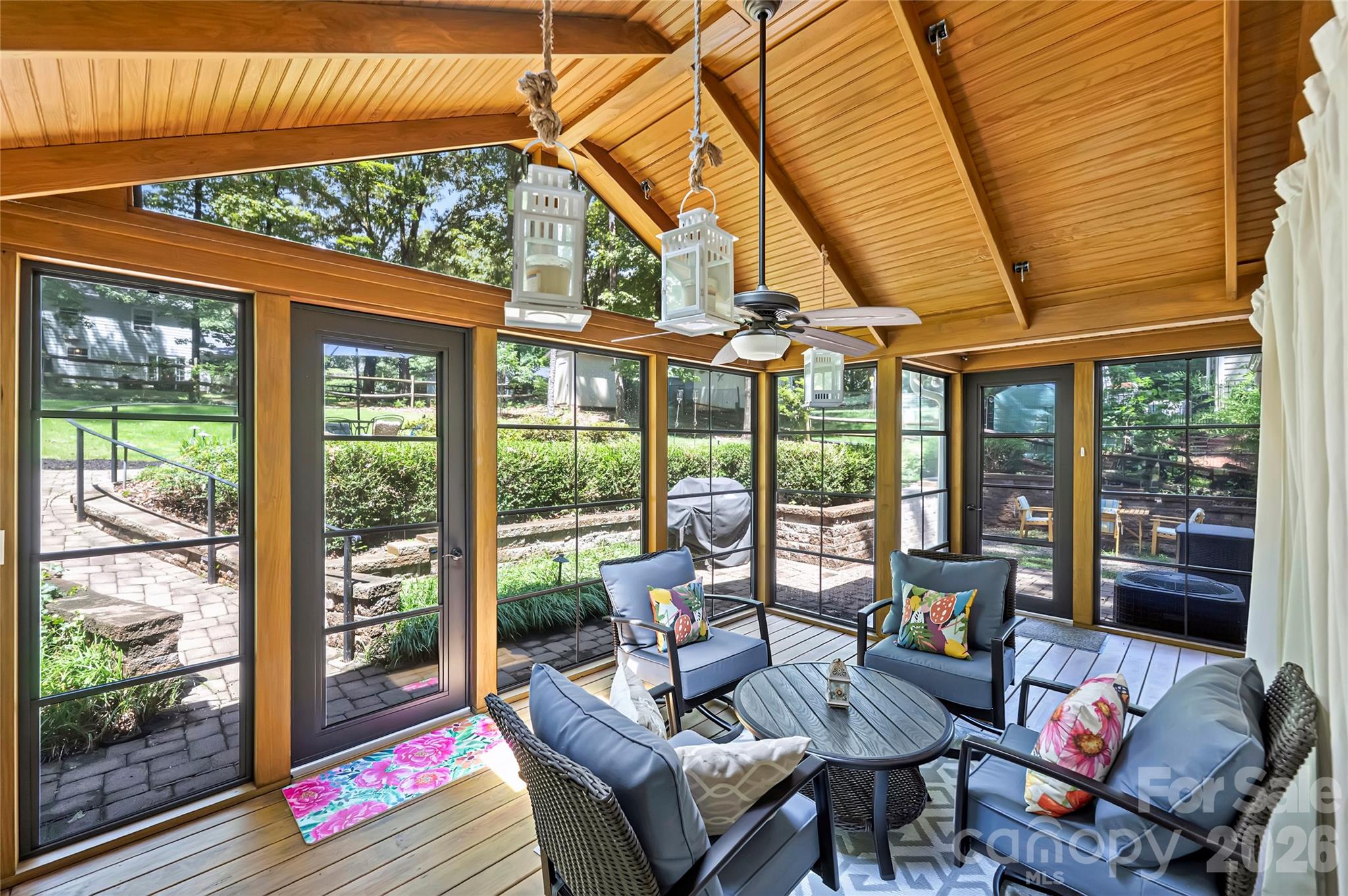 Photo 4 of 605 Silversmith Lane, Charlotte, NC
