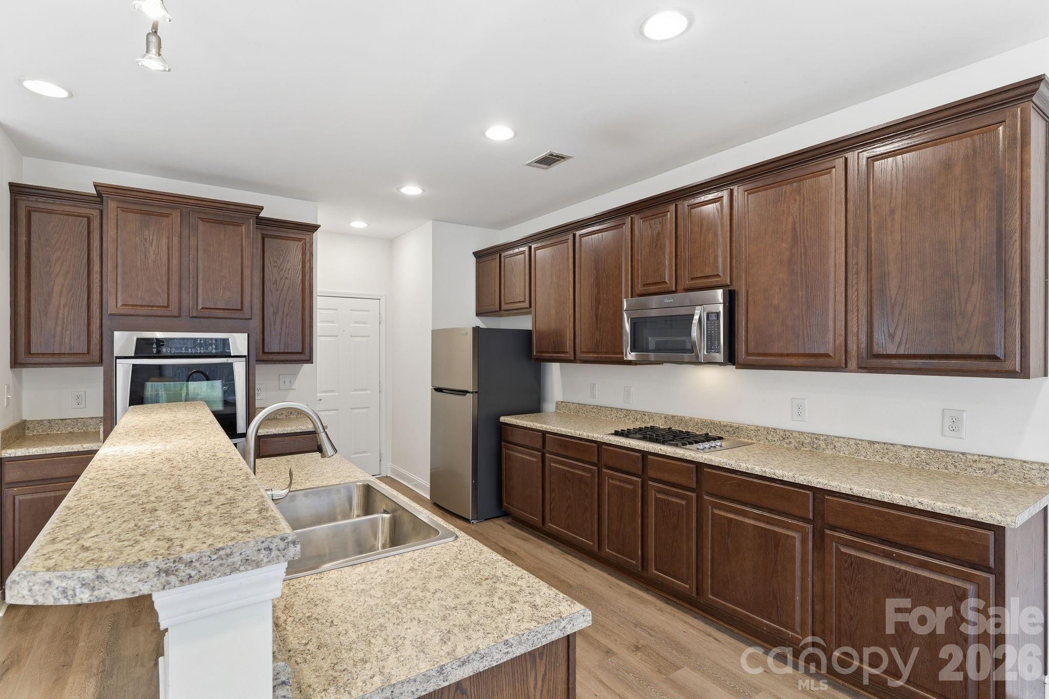 Photo 10 of 15614 Normans Landing Drive, Charlotte, NC