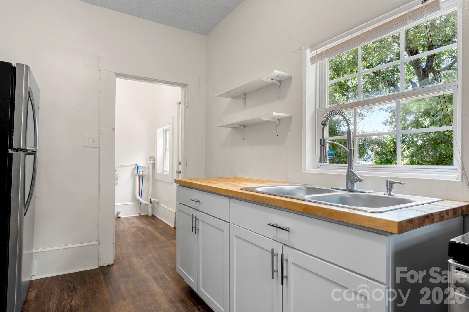225 Flint Street, Charlotte, NC - photo 16 of 31