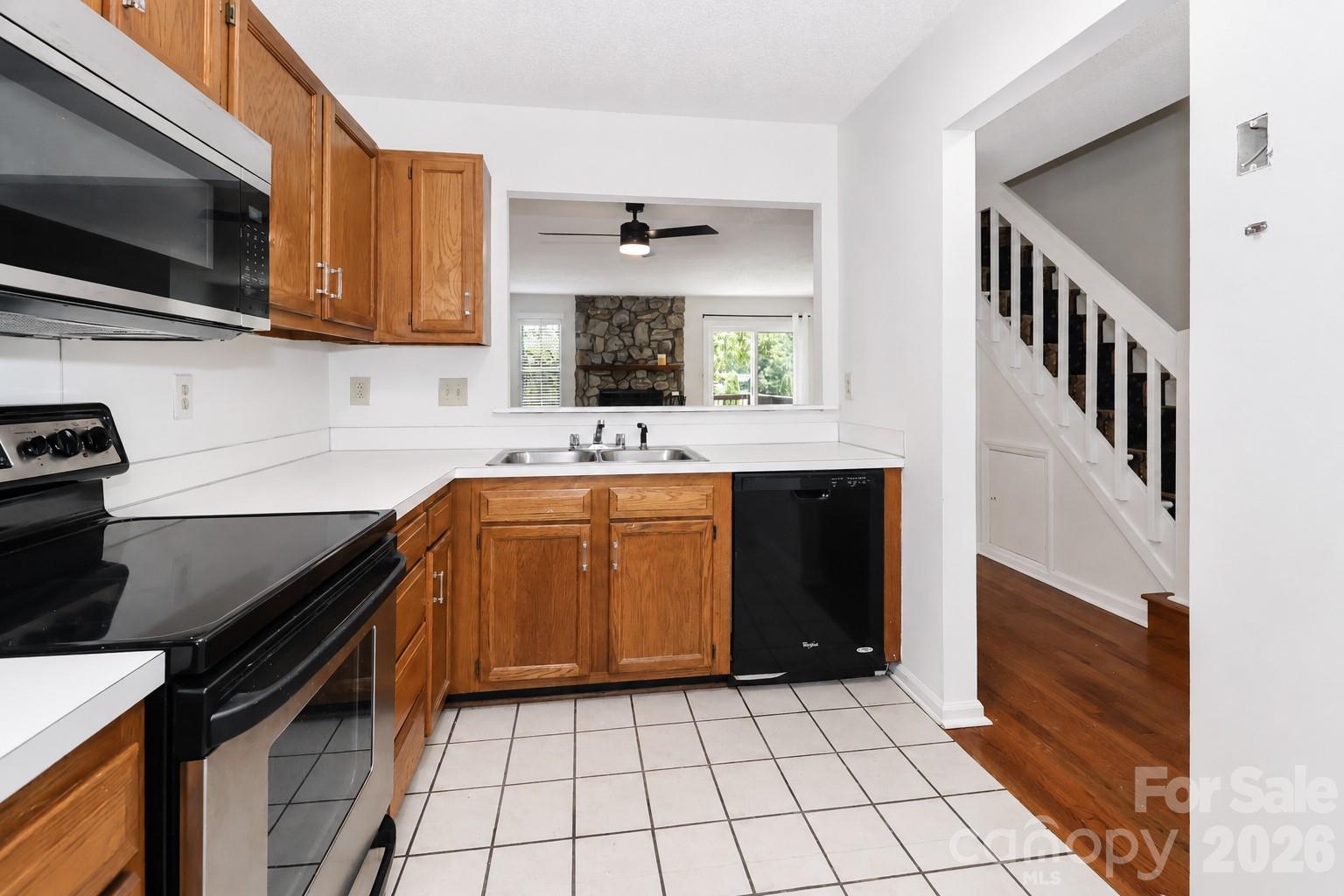 Photo 8 of 8157 Circle Tree Lane, Charlotte, NC