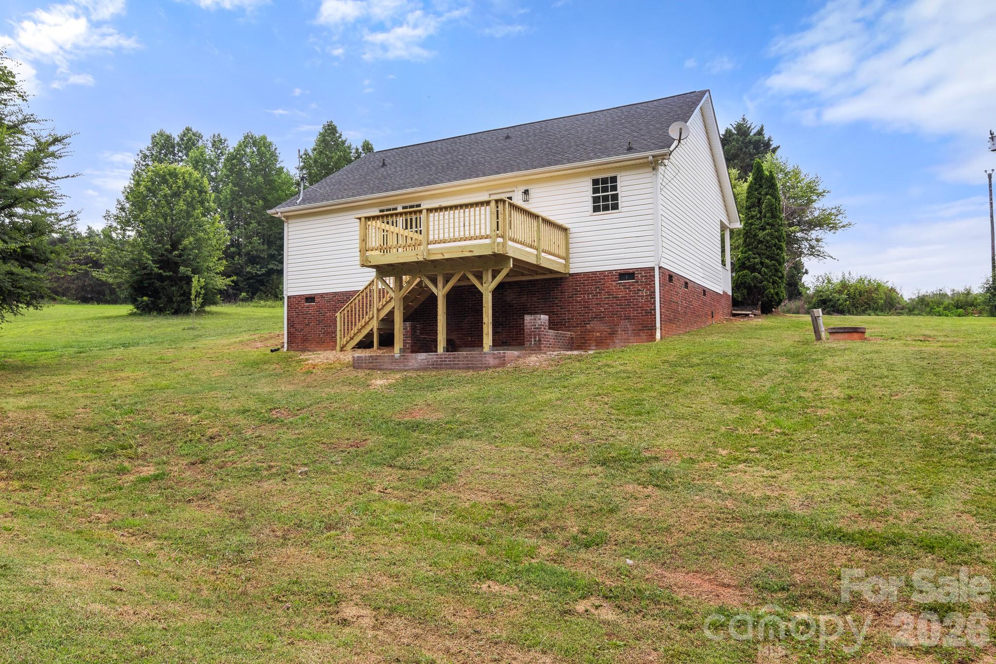 Photo 35 of 2931 Greenleaf Road, Clover, SC