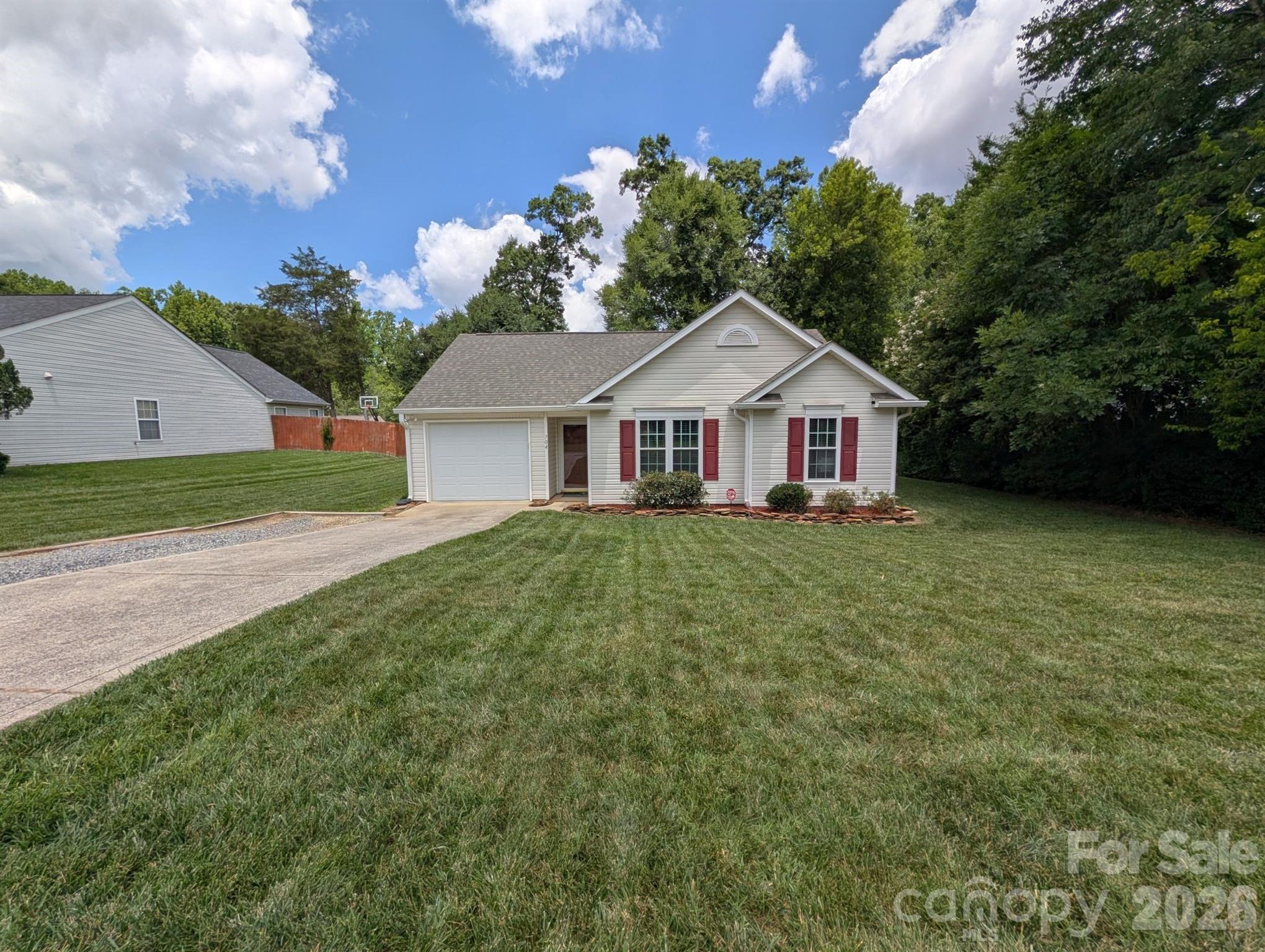 Home for sale at 704 Gum Branch Road, Charlotte, NC — photo 2 of 37