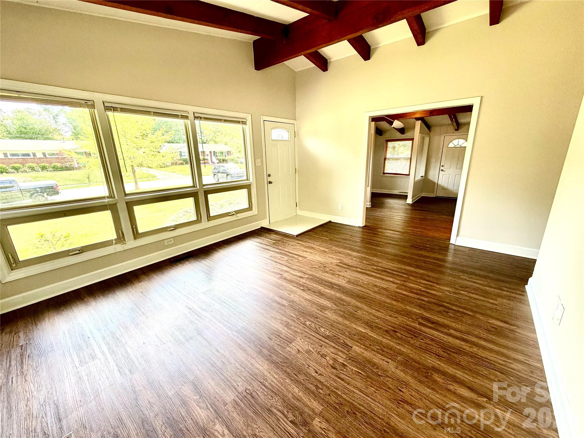 Photo 7 of 1511 Briarfield Drive, Charlotte, NC