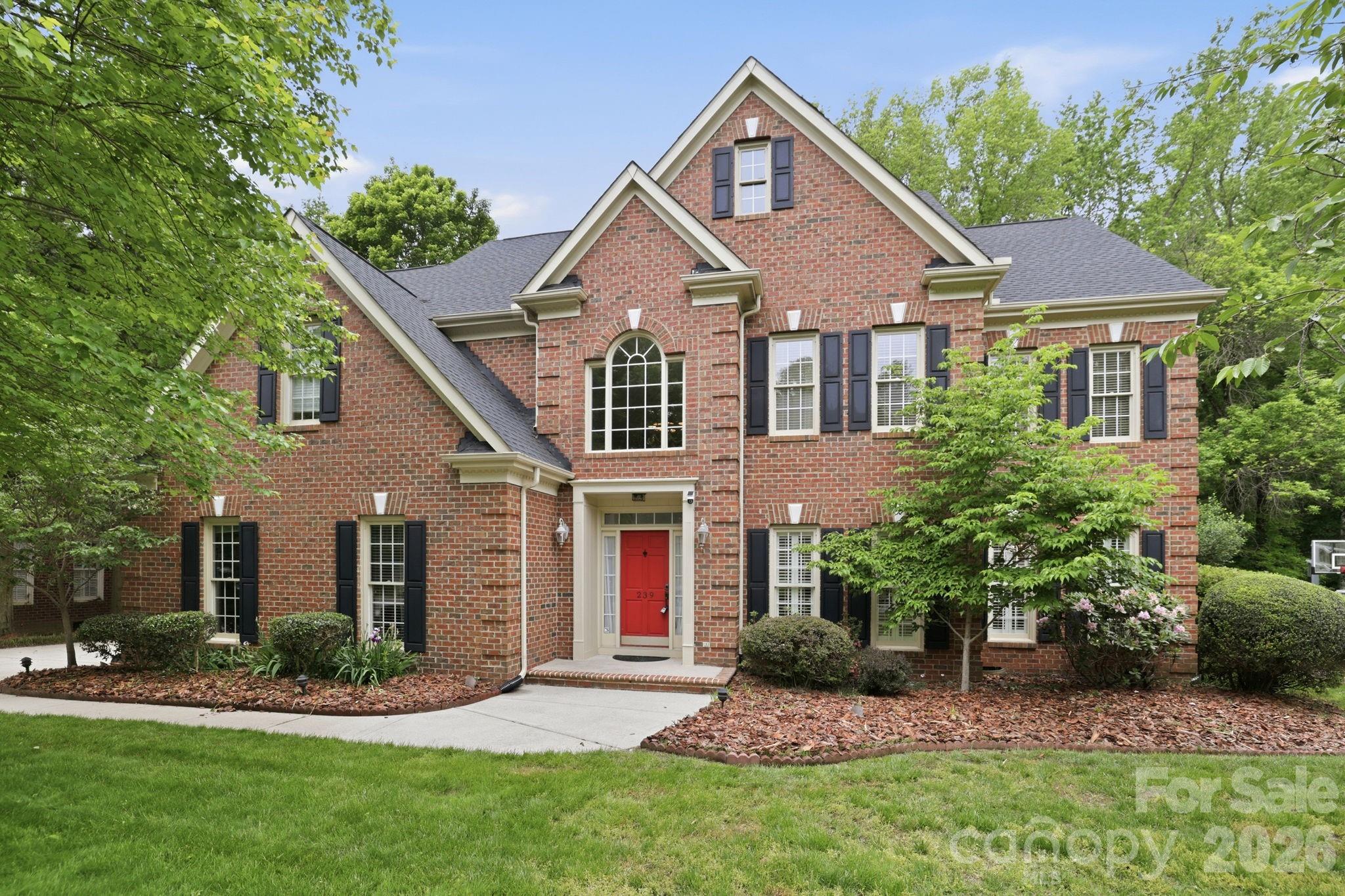 239 Sardis Pointe Road, Matthews, NC - photo 2 of 48