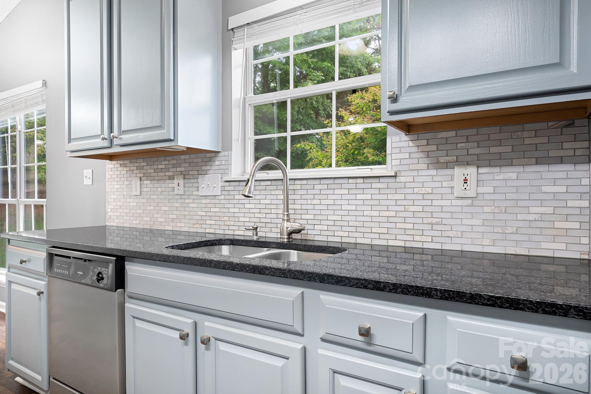 Photo 10 of 8940 Raven Park Drive, Charlotte, NC
