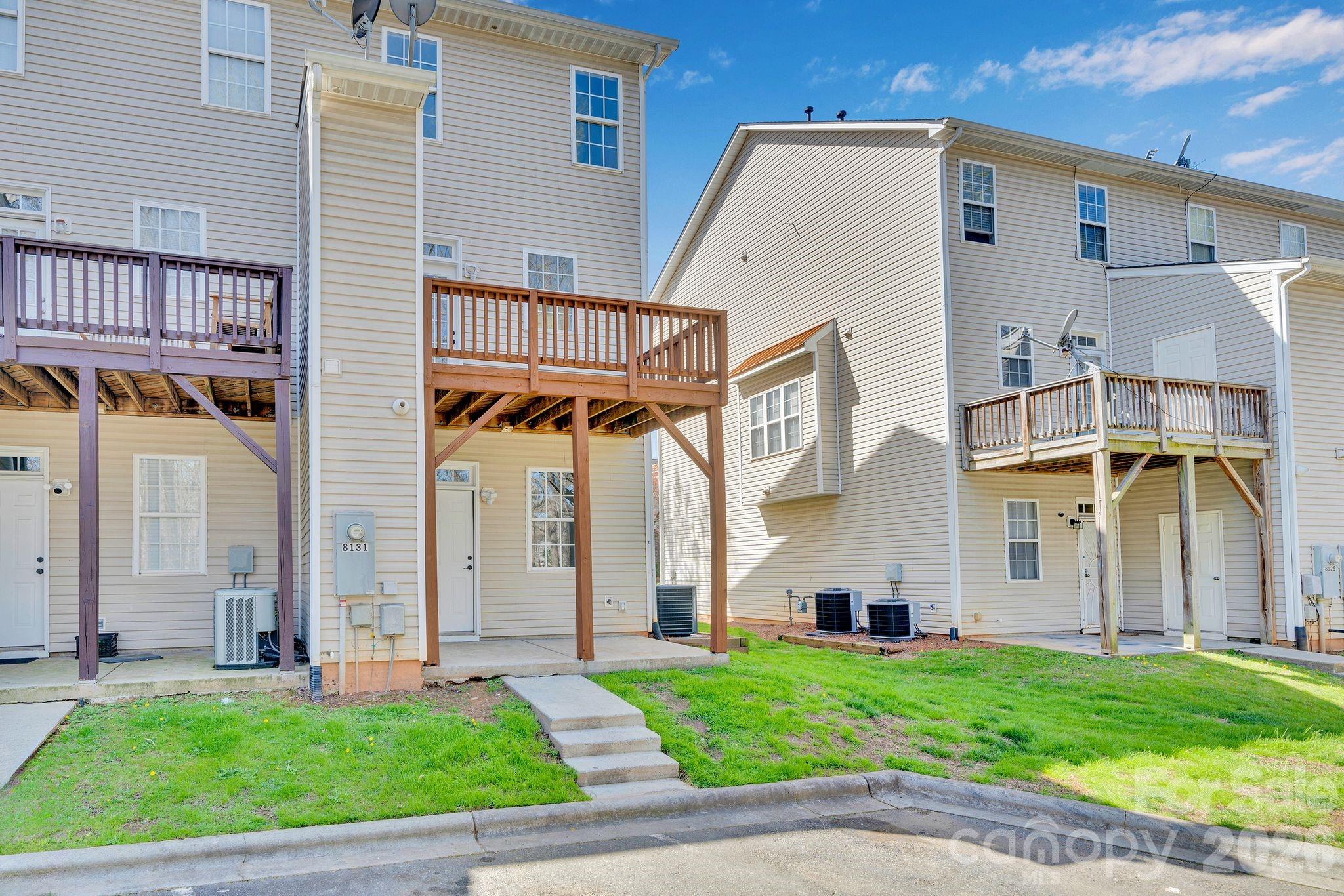 Photo 33 of 8131 Kings Creek Drive, Charlotte, NC