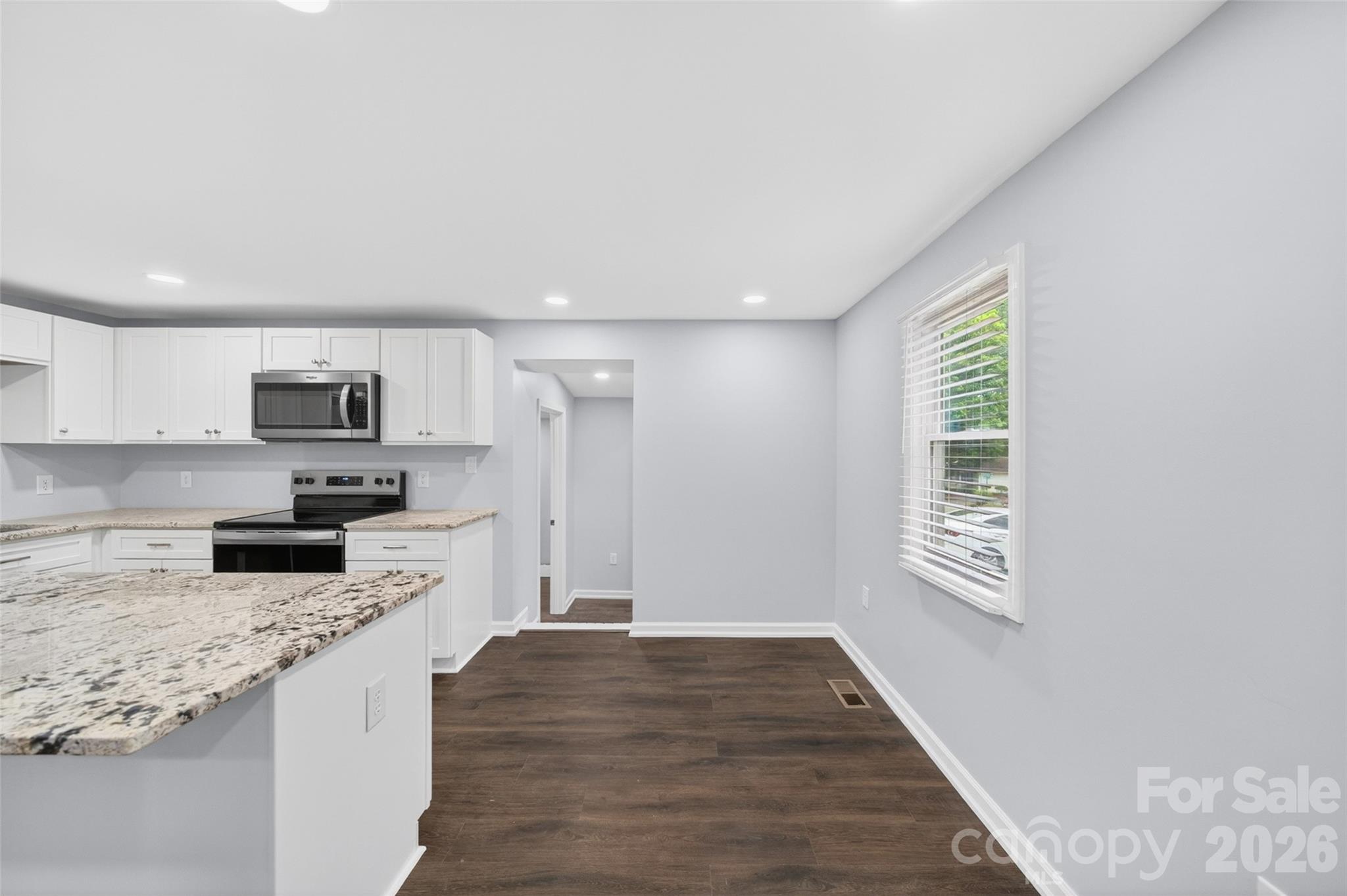 841 Mcarthur Avenue, Charlotte, NC - photo 13 of 41