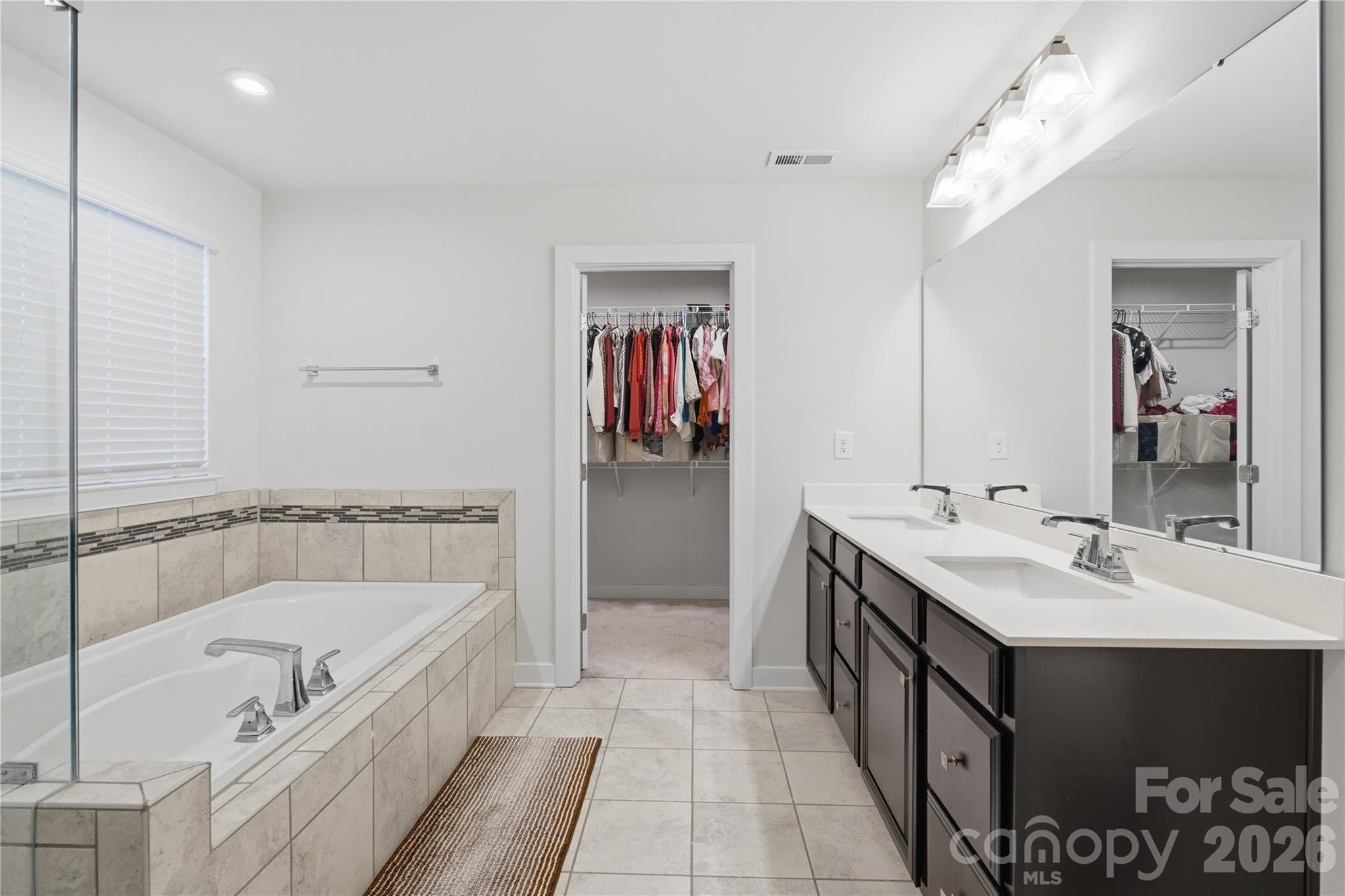 Photo 40 of 10158 Paper Birch Drive, Charlotte, NC