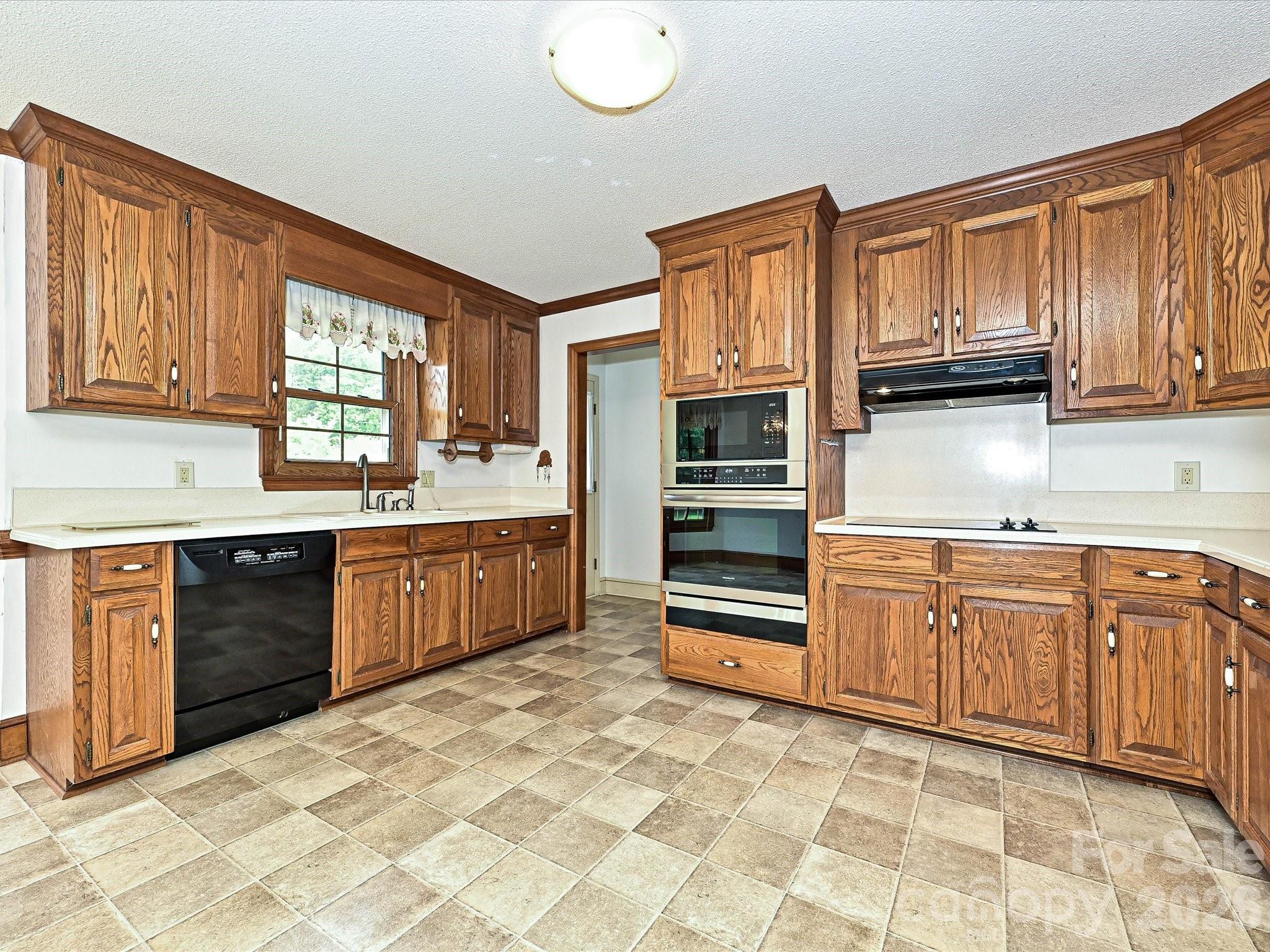 4165 Wrangler Drive SW, Concord, NC - photo 14 of 35
