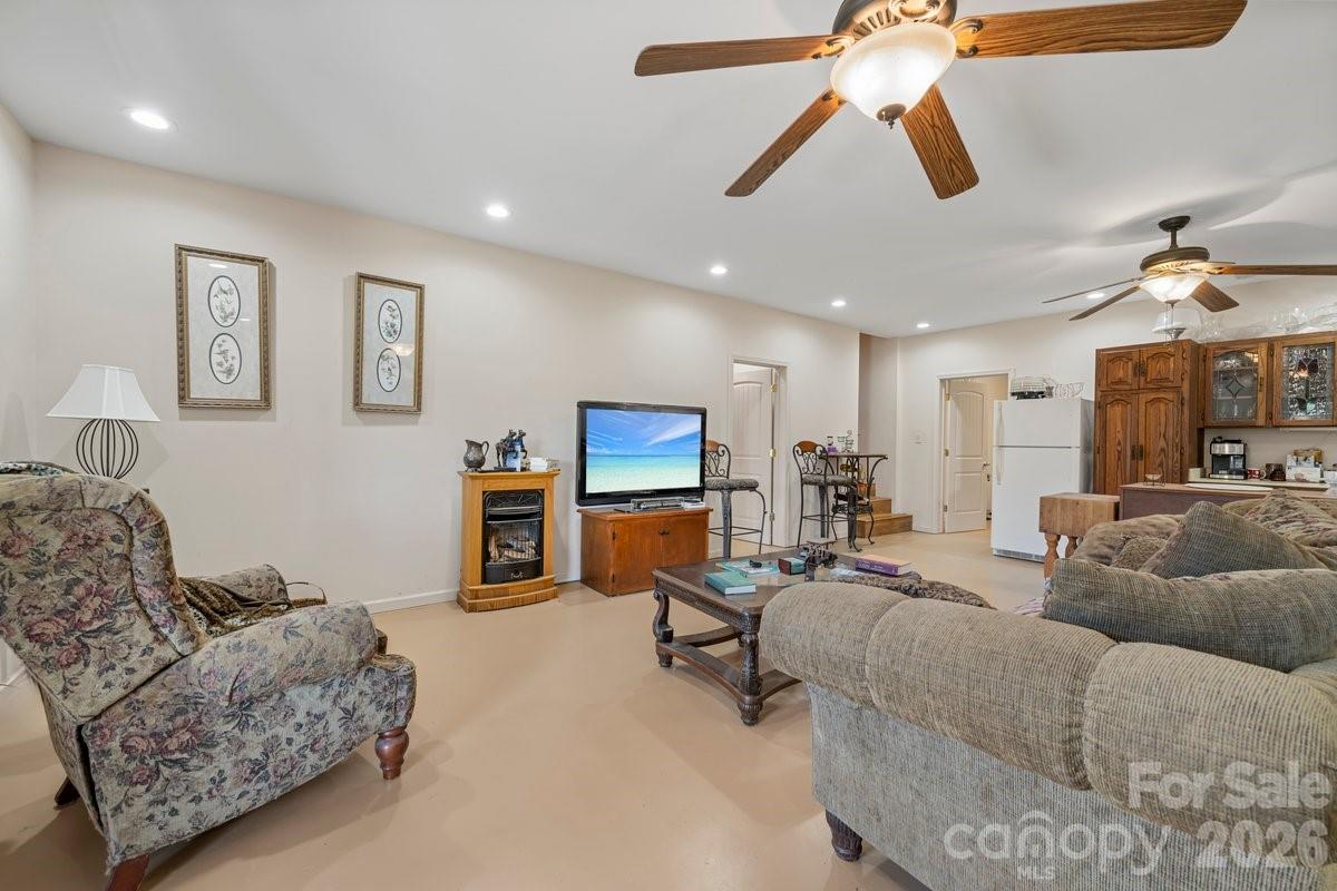492 Starr Ridge Road, Gaffney, SC - photo 27 of 46