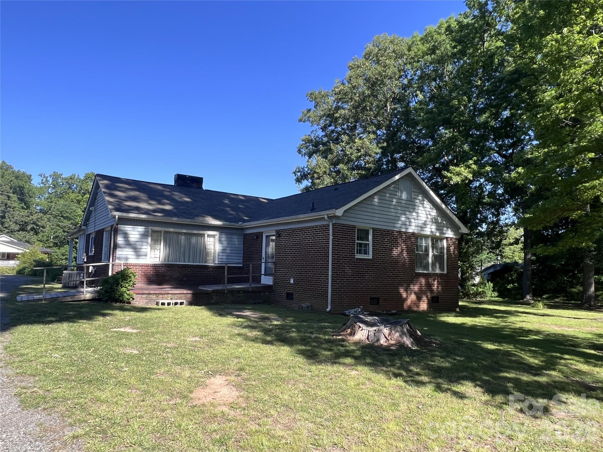 209 S Roxford Road, Kings Mountain, NC - photo 5 of 39