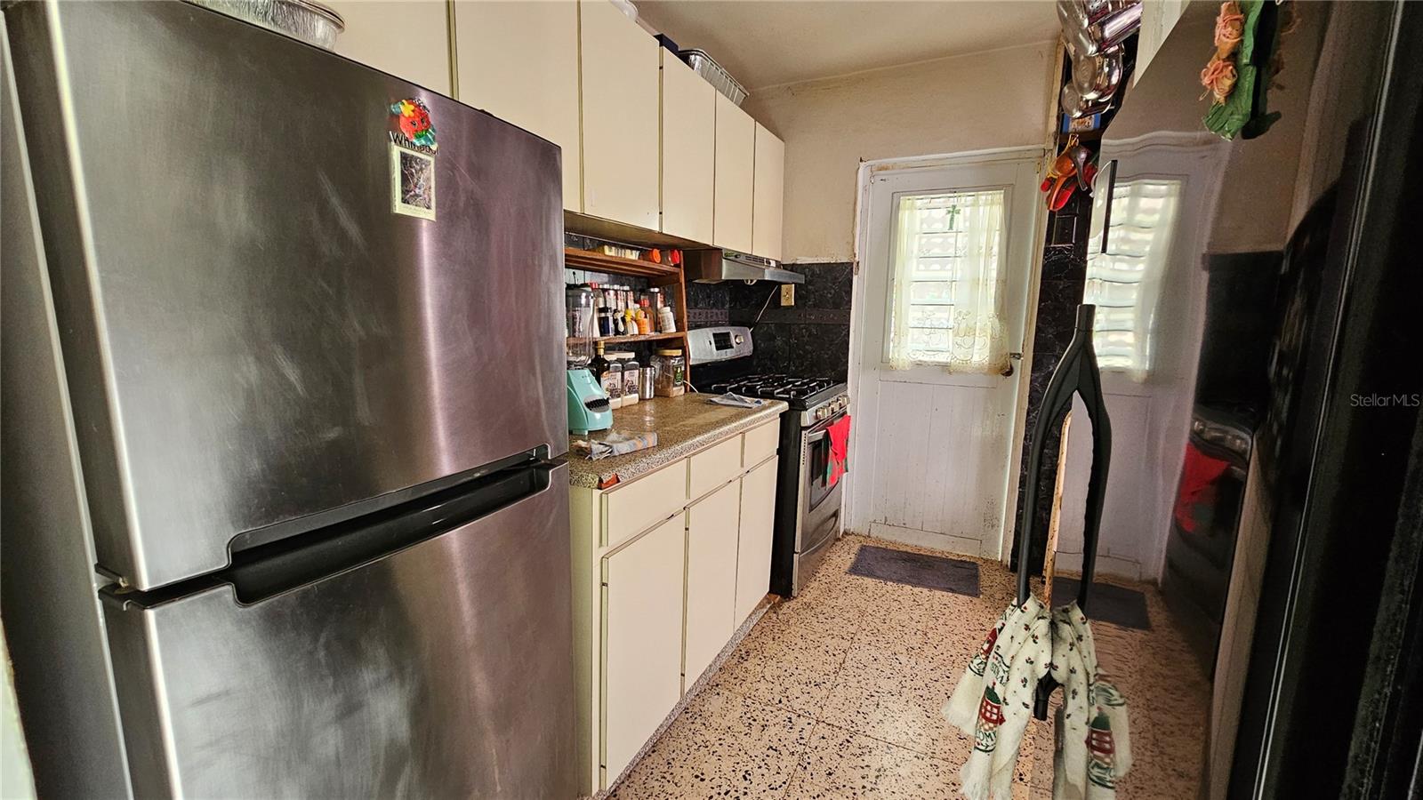 20 ST AB-14 Urb Jardines De Country Club Carolina Puerto Rico 00983 by ...