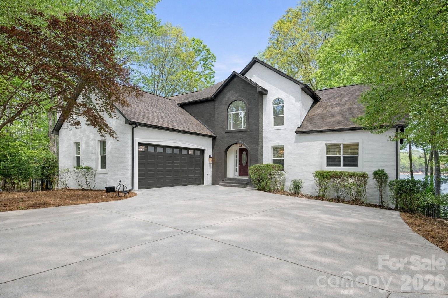Photo 3 of 139 Hawks Point Drive, Troutman, NC