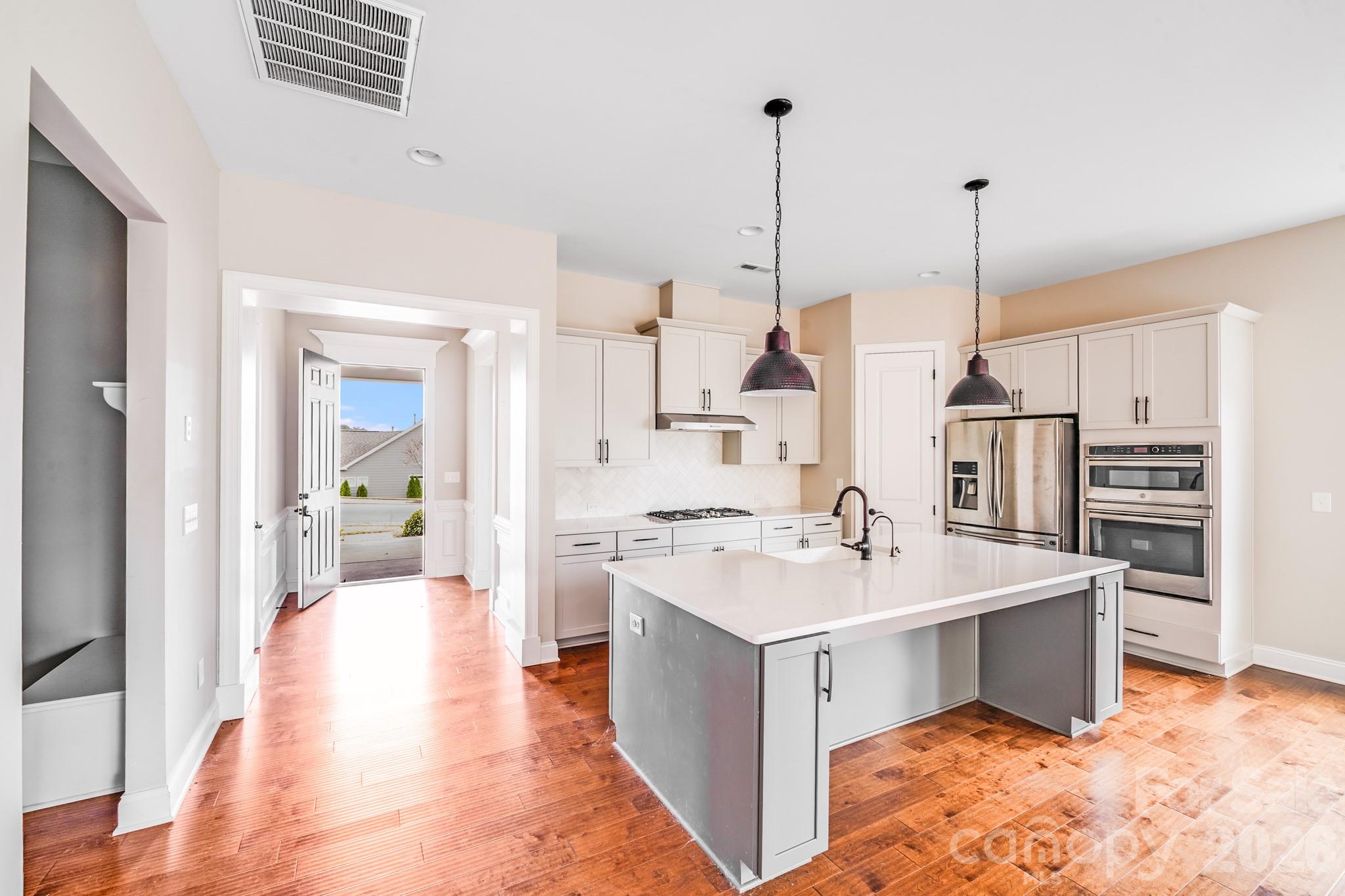 Photo 17 of 16004 Deer River Road, Charlotte, NC