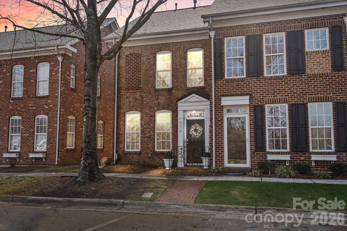 Photo 4 of 8558 Beaver Creek Drive, Charlotte, NC
