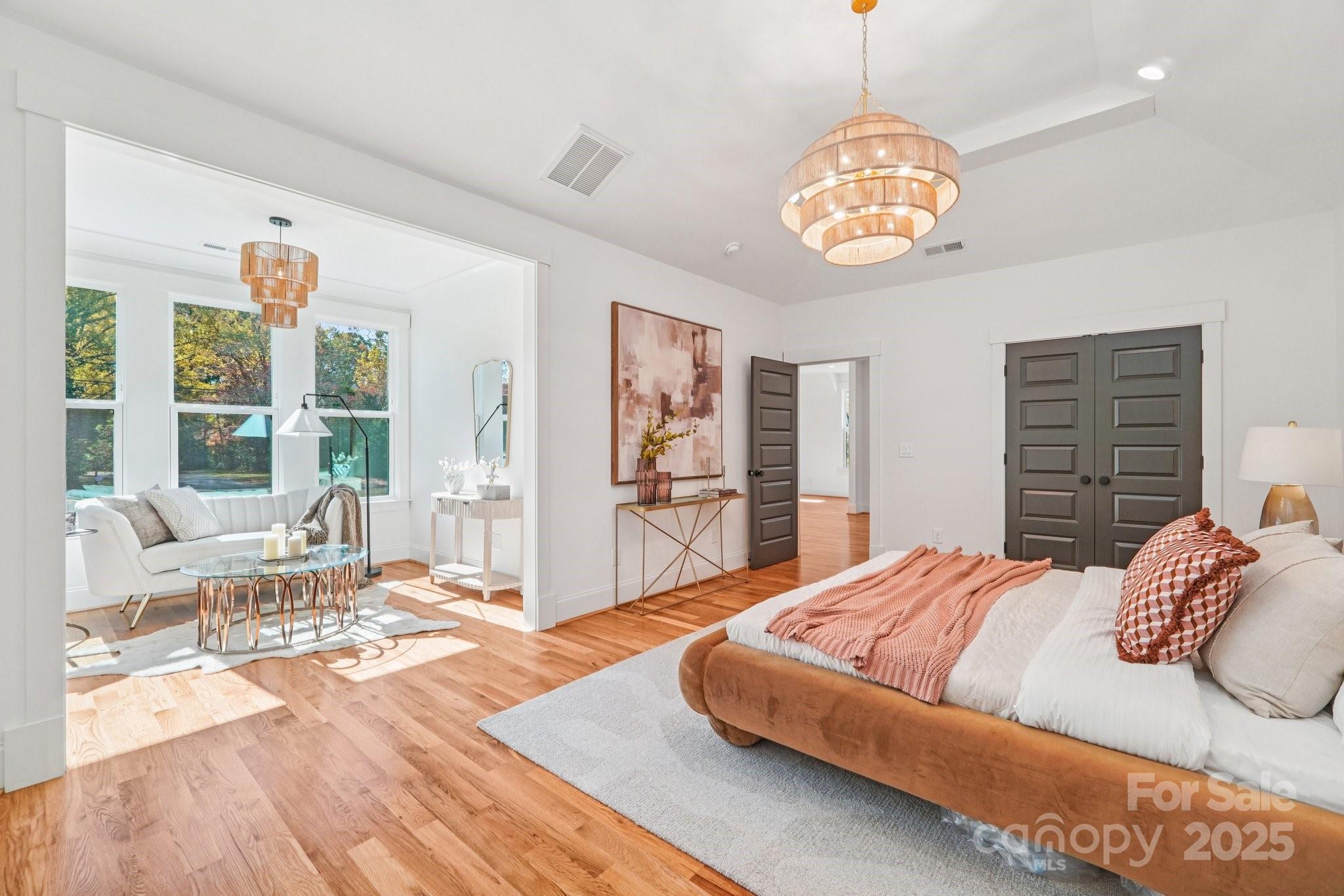 Photo 6 of 132 Sardis Lane, Charlotte, NC