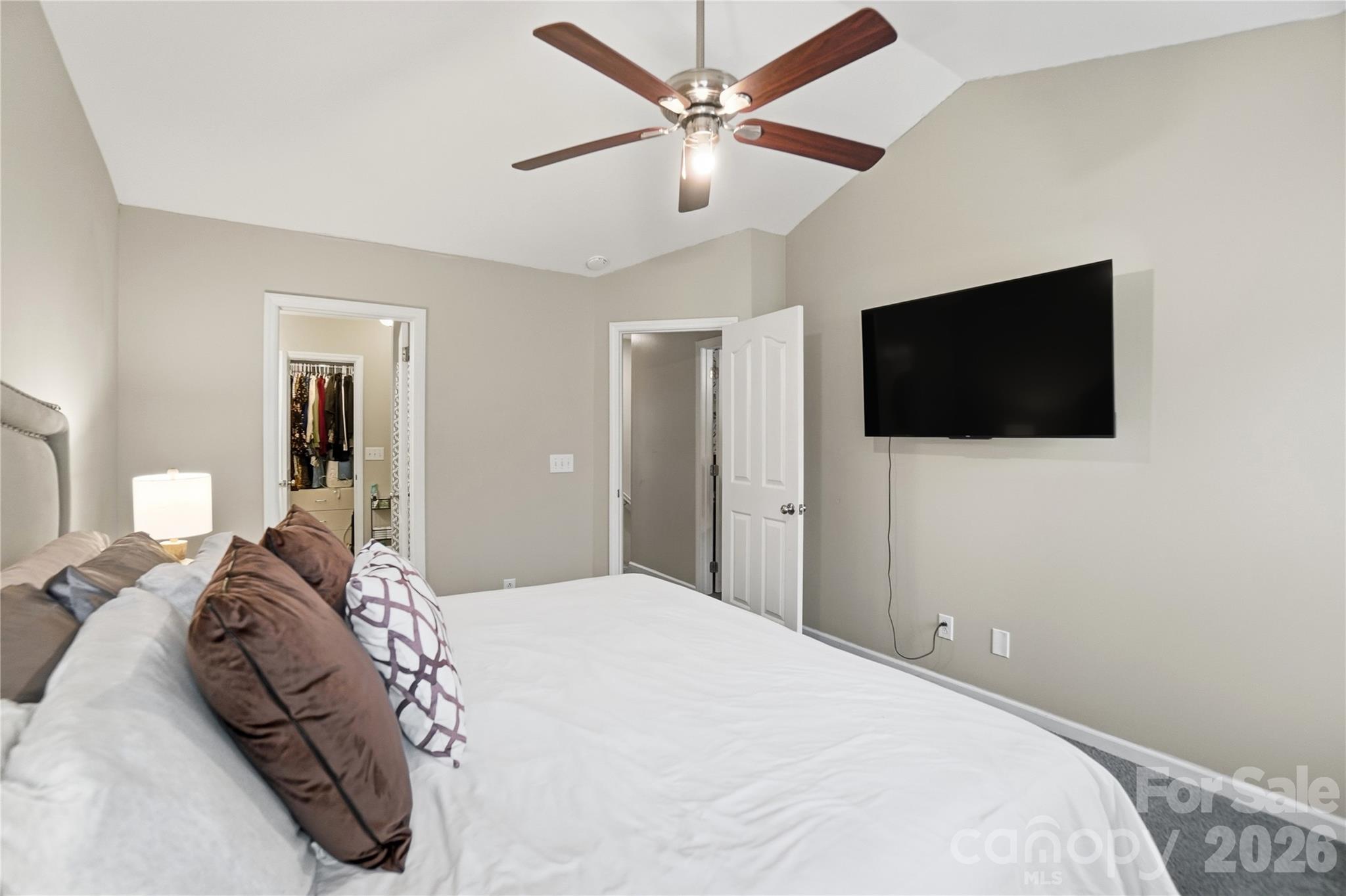 Photo 13 of 8729 Fox Chase Lane, Charlotte, NC