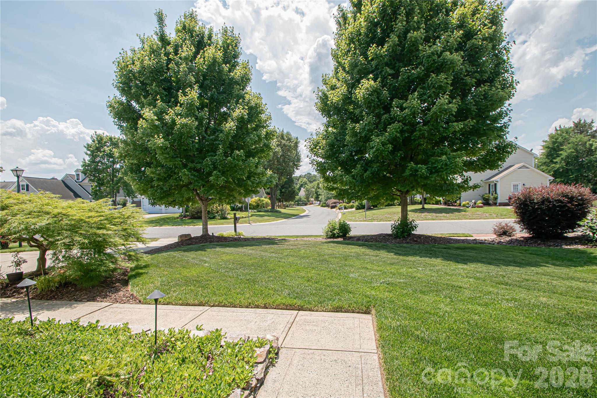 9301 Hanworth Trace Drive, Charlotte, NC - photo 11 of 42