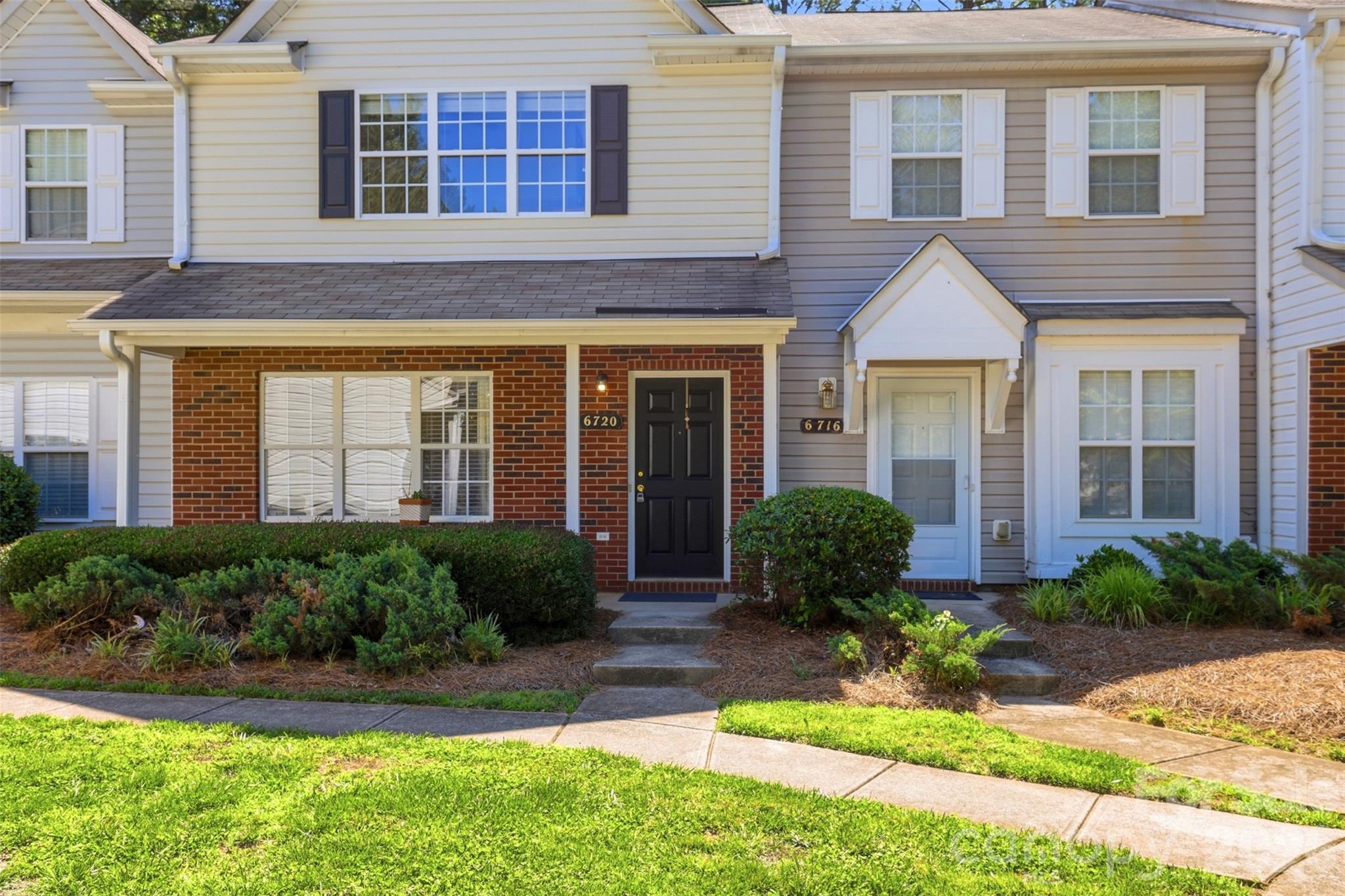 Photo 2 of 6720 Cypress Tree Lane, Charlotte, NC
