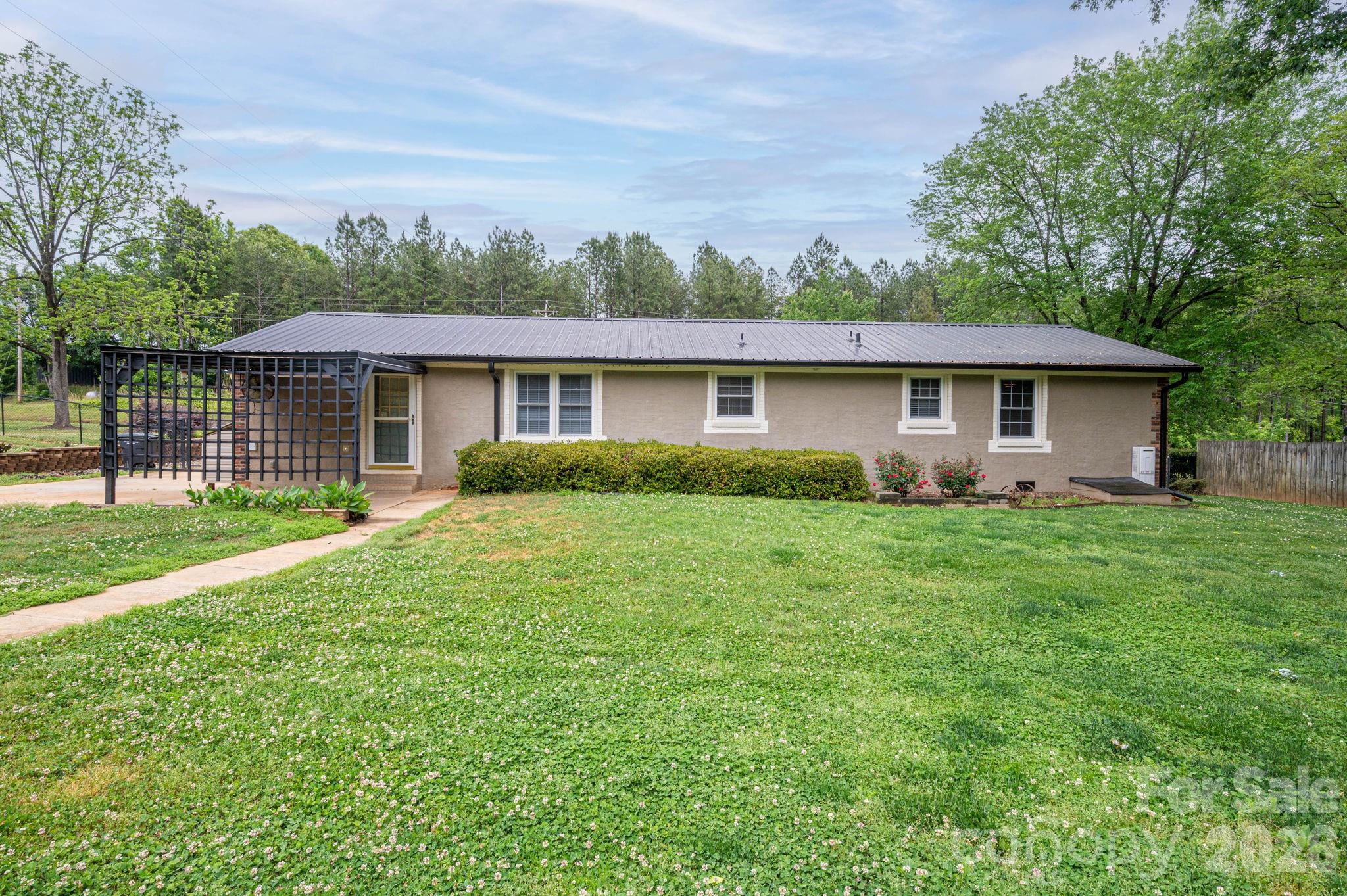 5519 Dallas High Shoals Highway, Dallas, NC - photo 31 of 38