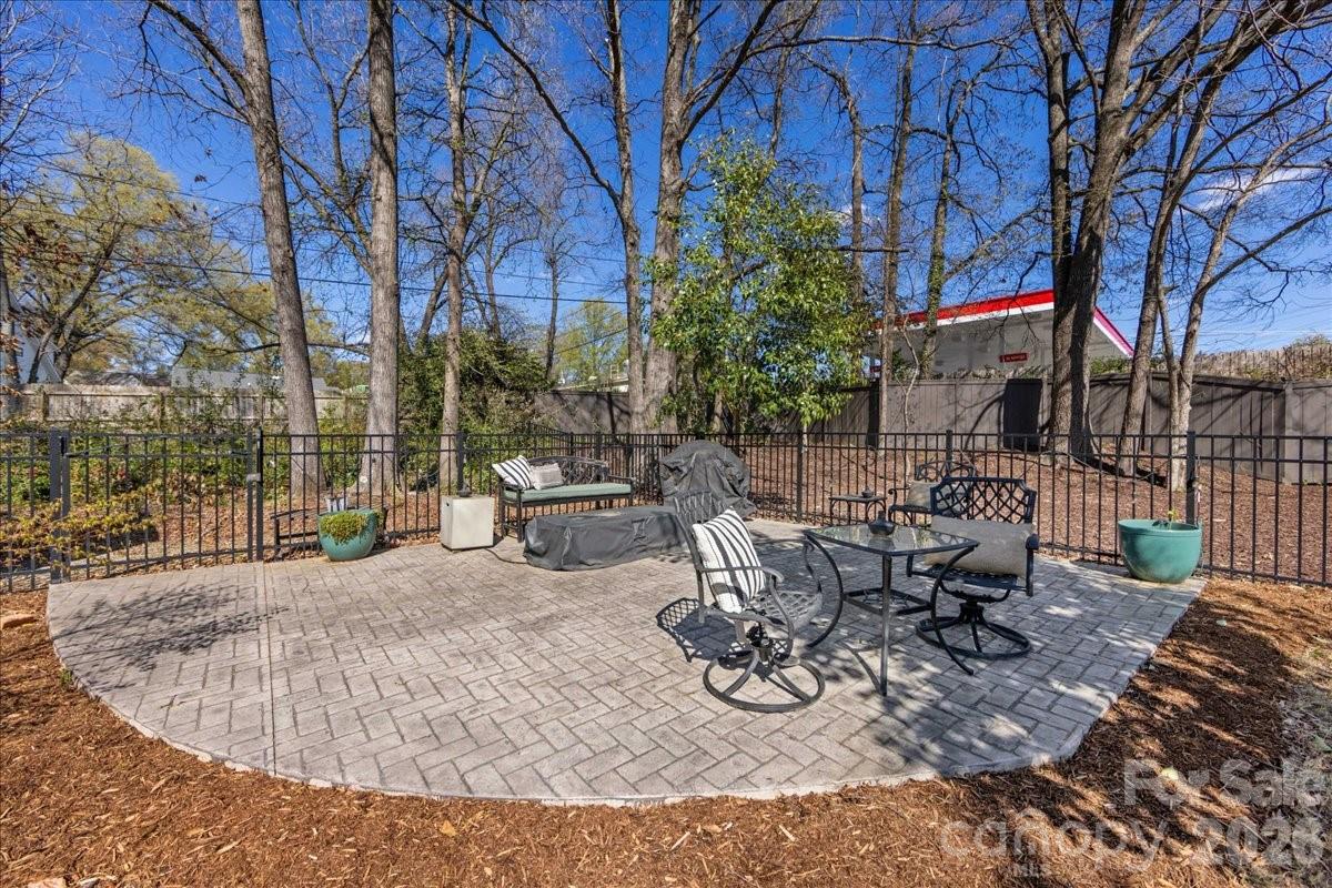 1241 Drummond Avenue, Charlotte, NC - photo 44 of 49