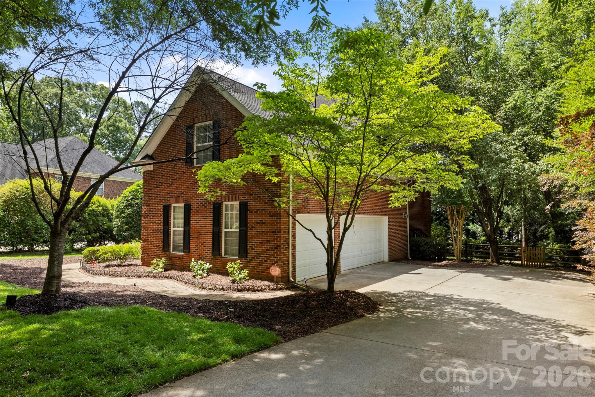 Photo 4 of 16017 Chiltern Lane, Huntersville, NC