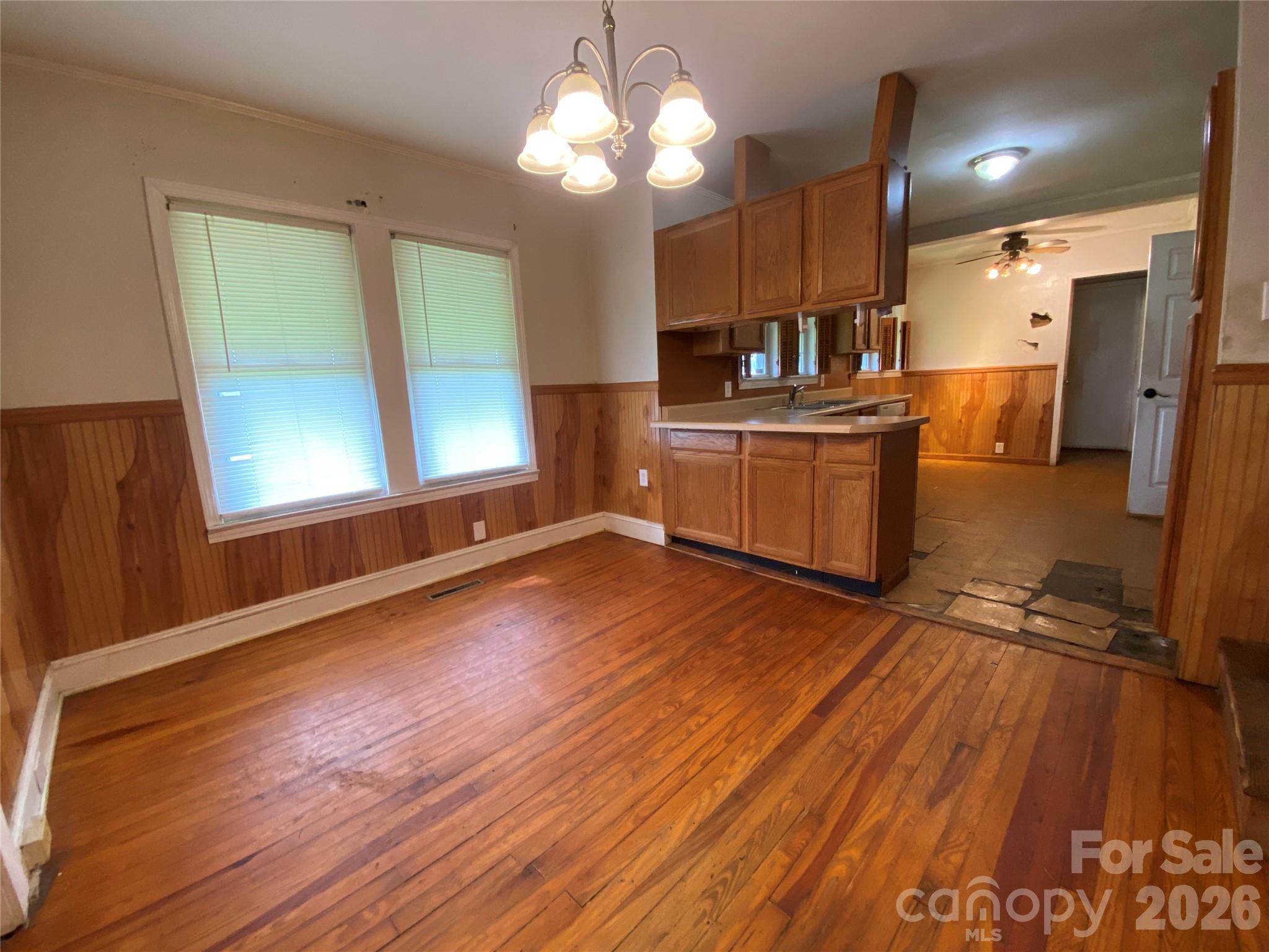 705 E Main Street, Cleveland, NC - photo 15 of 31