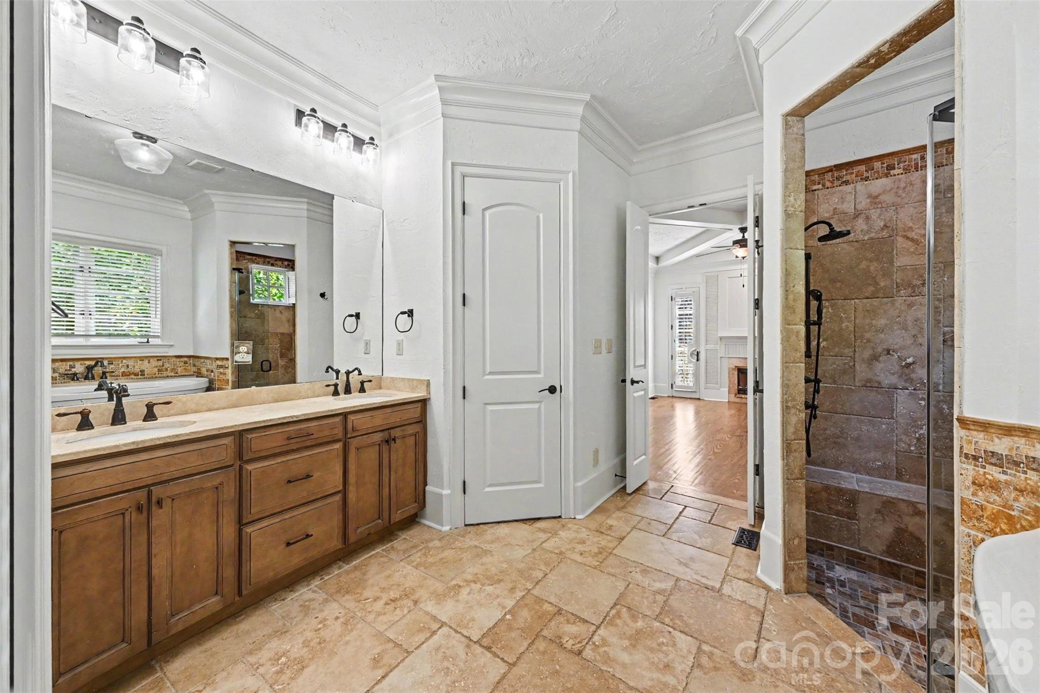 703 Sainte Rose Lane, Charlotte, NC - photo 16 of 35