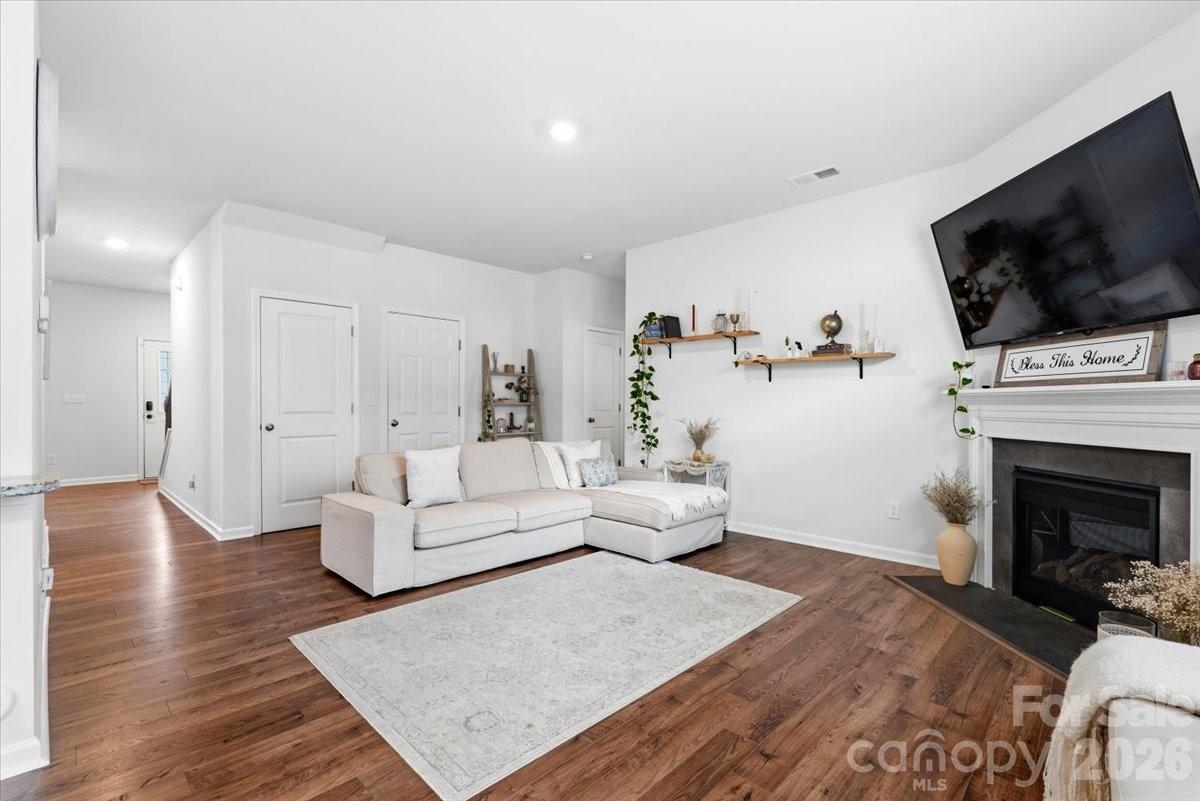 Photo 9 of 8022 Rowling Drive, Charlotte, NC