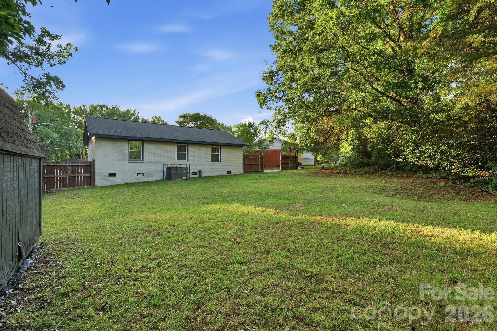 364 Leafmore Drive, Charlotte, NC - photo 20 of 23