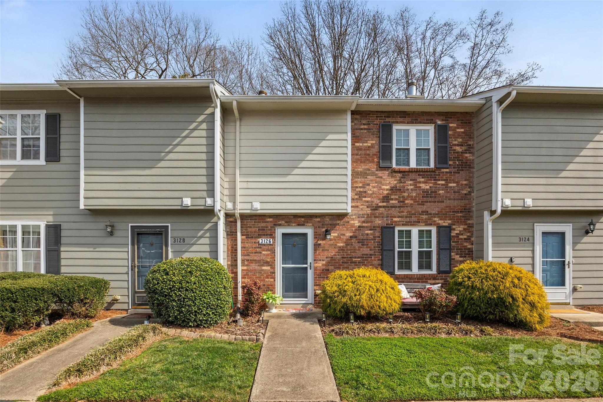 Home for sale at 3126 Heathstead Place, Charlotte, NC — photo 1 of 18