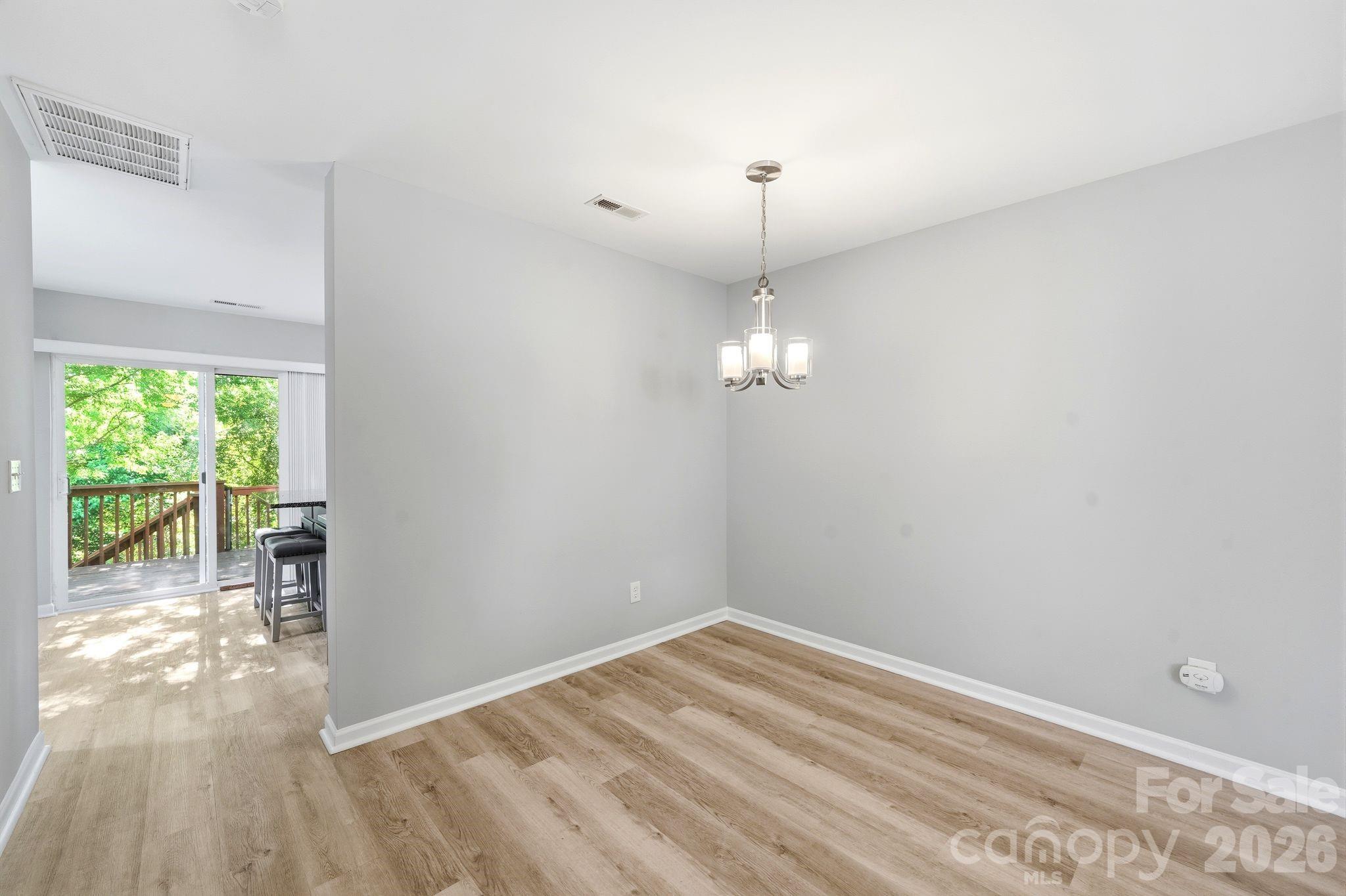 687 Rock Lake Glen, Fort Mill, SC - photo 10 of 36