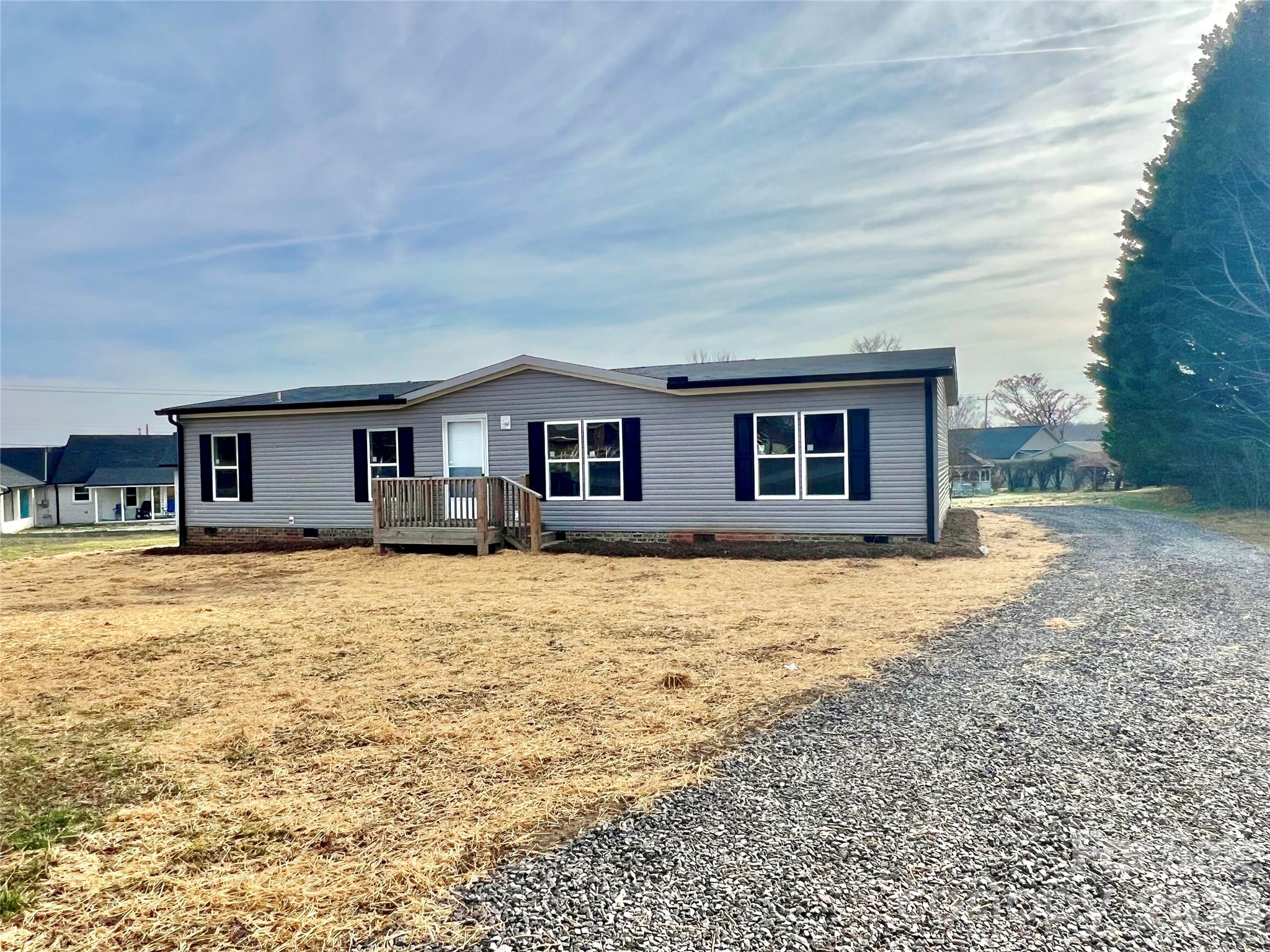 7500 Millersville Road, Taylorsville, NC