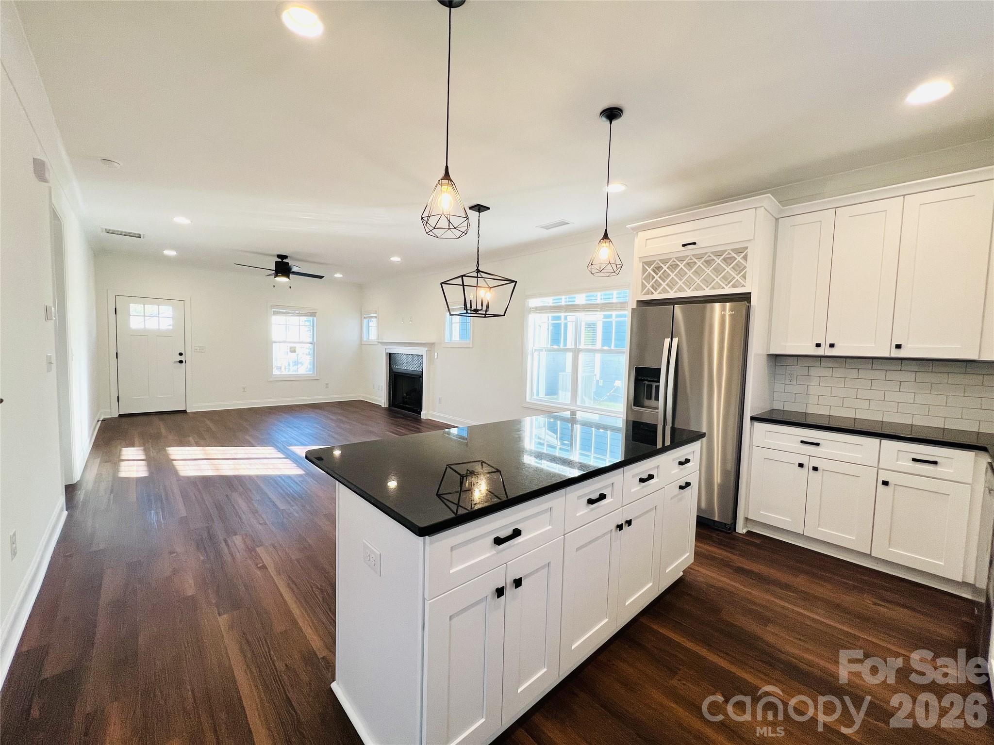 8514 Sharonbrook Drive, Charlotte, NC - photo 6 of 15