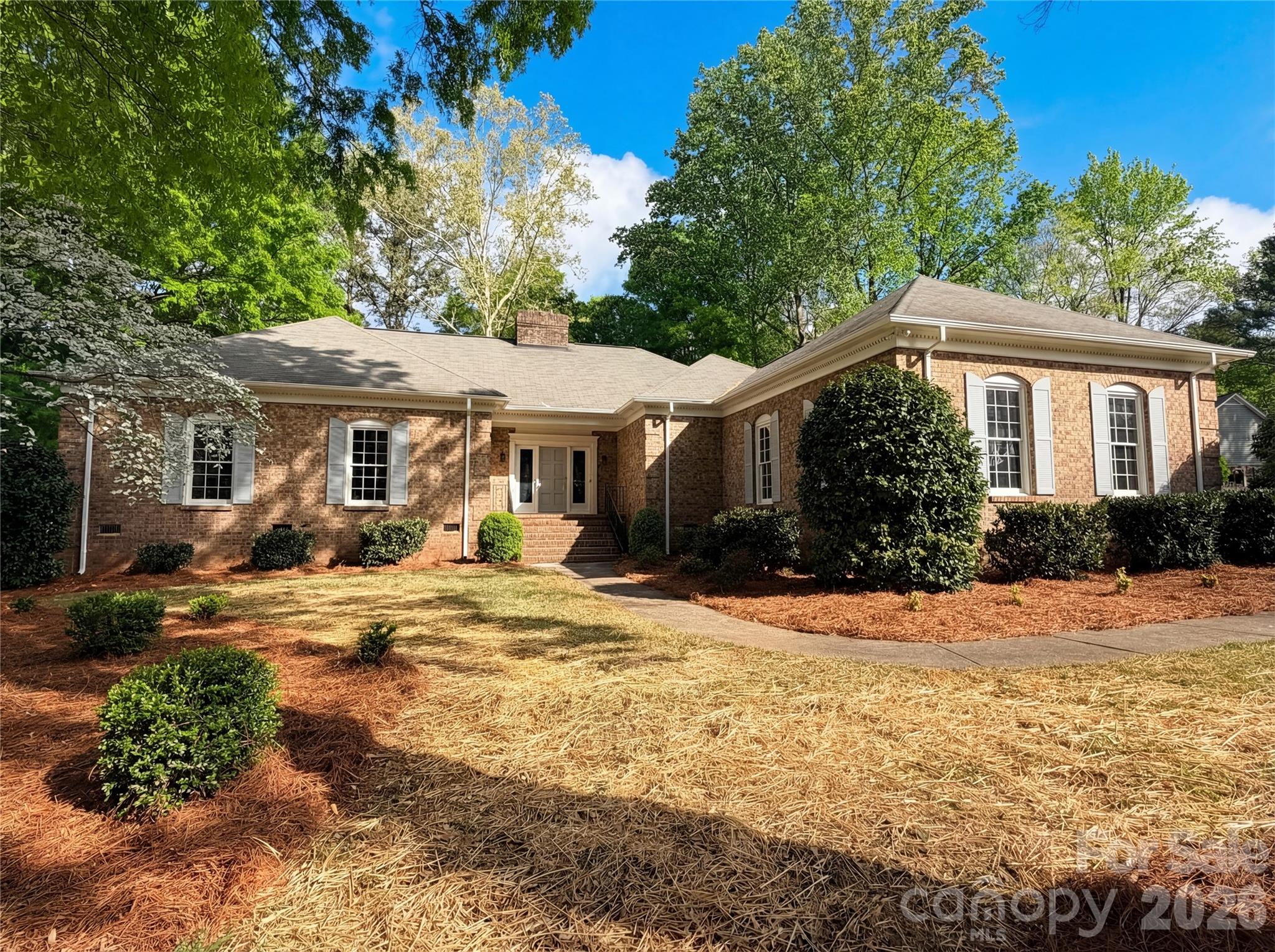 Home for sale at 6024 Dovefield Road, Charlotte, NC — photo 1 of 17