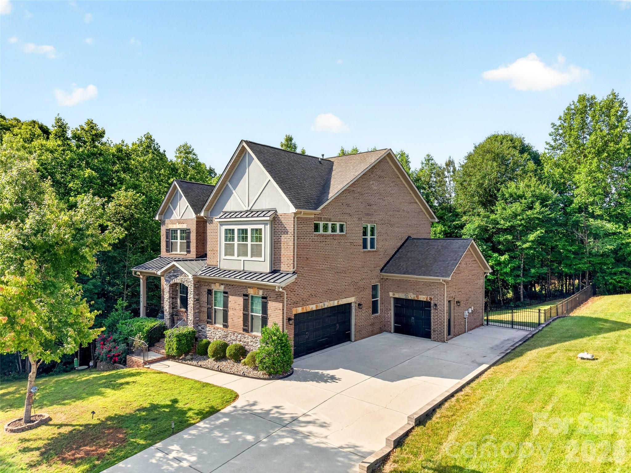 6410 Willow Farm Drive, Denver, NC - photo 2 of 48