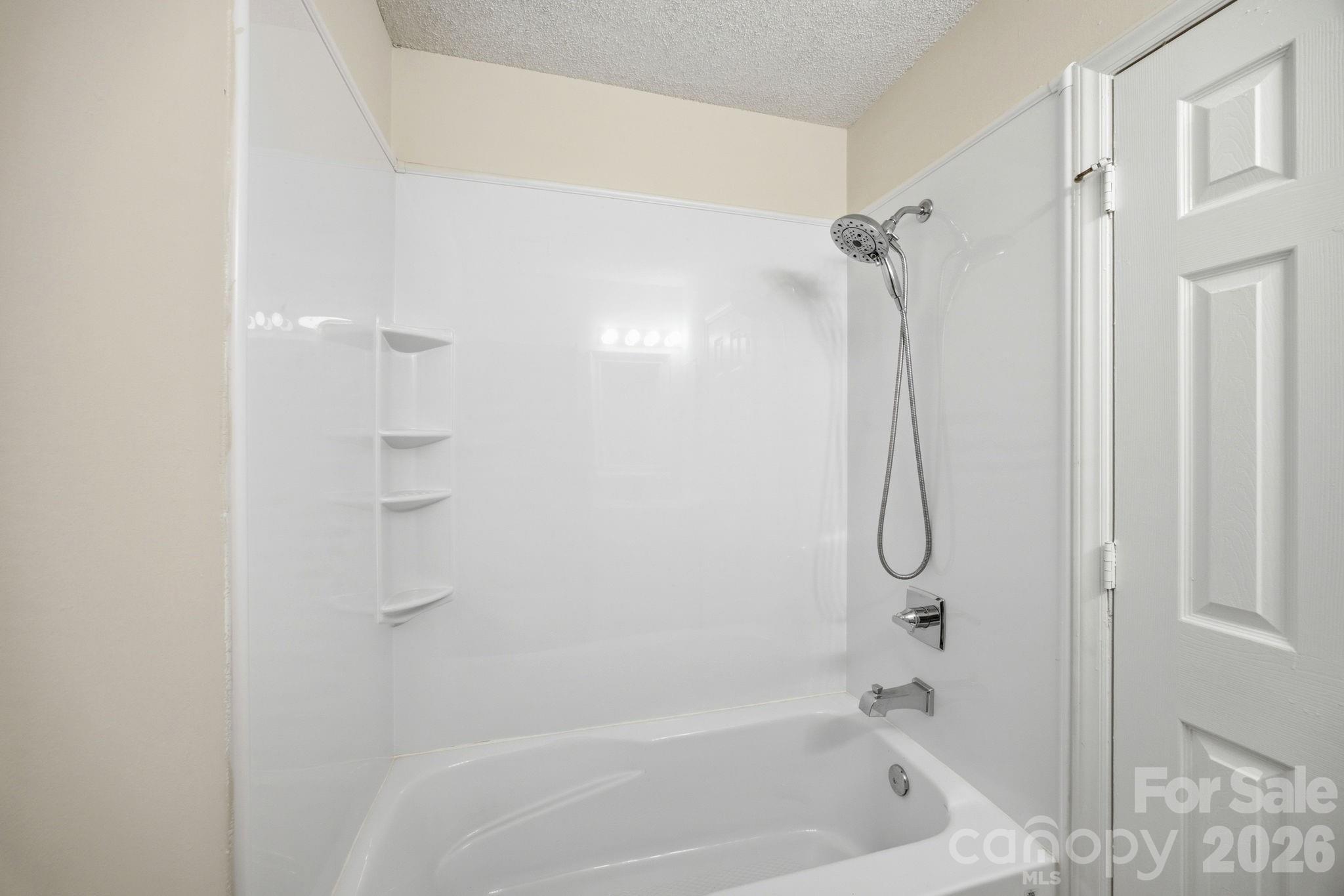 6727 Glenmoor Drive, Charlotte, NC - photo 16 of 32