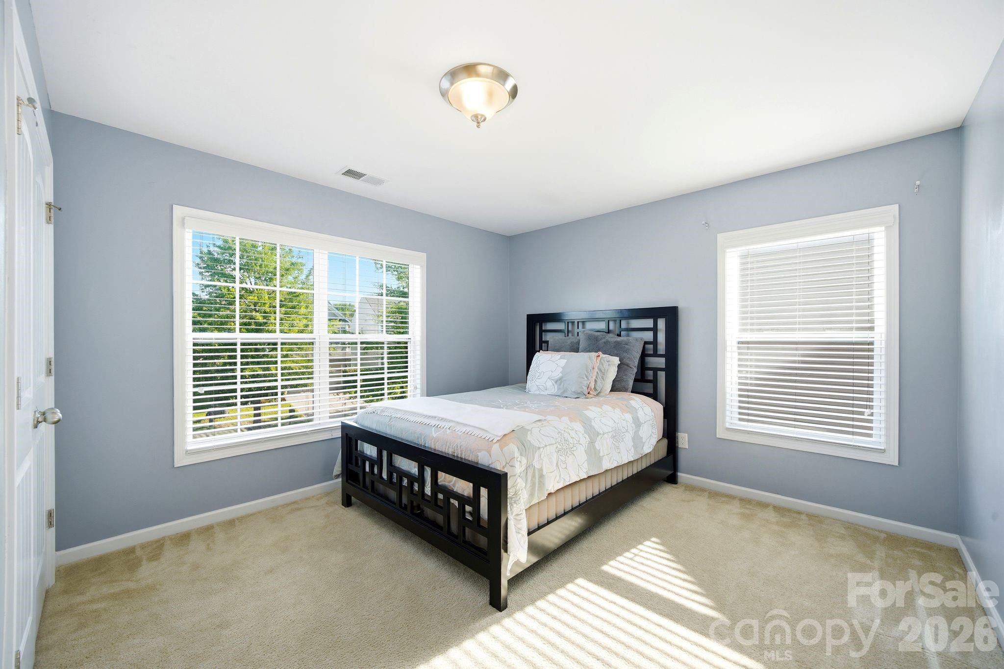 Photo 24 of 423 Knothole Lane, Charlotte, NC