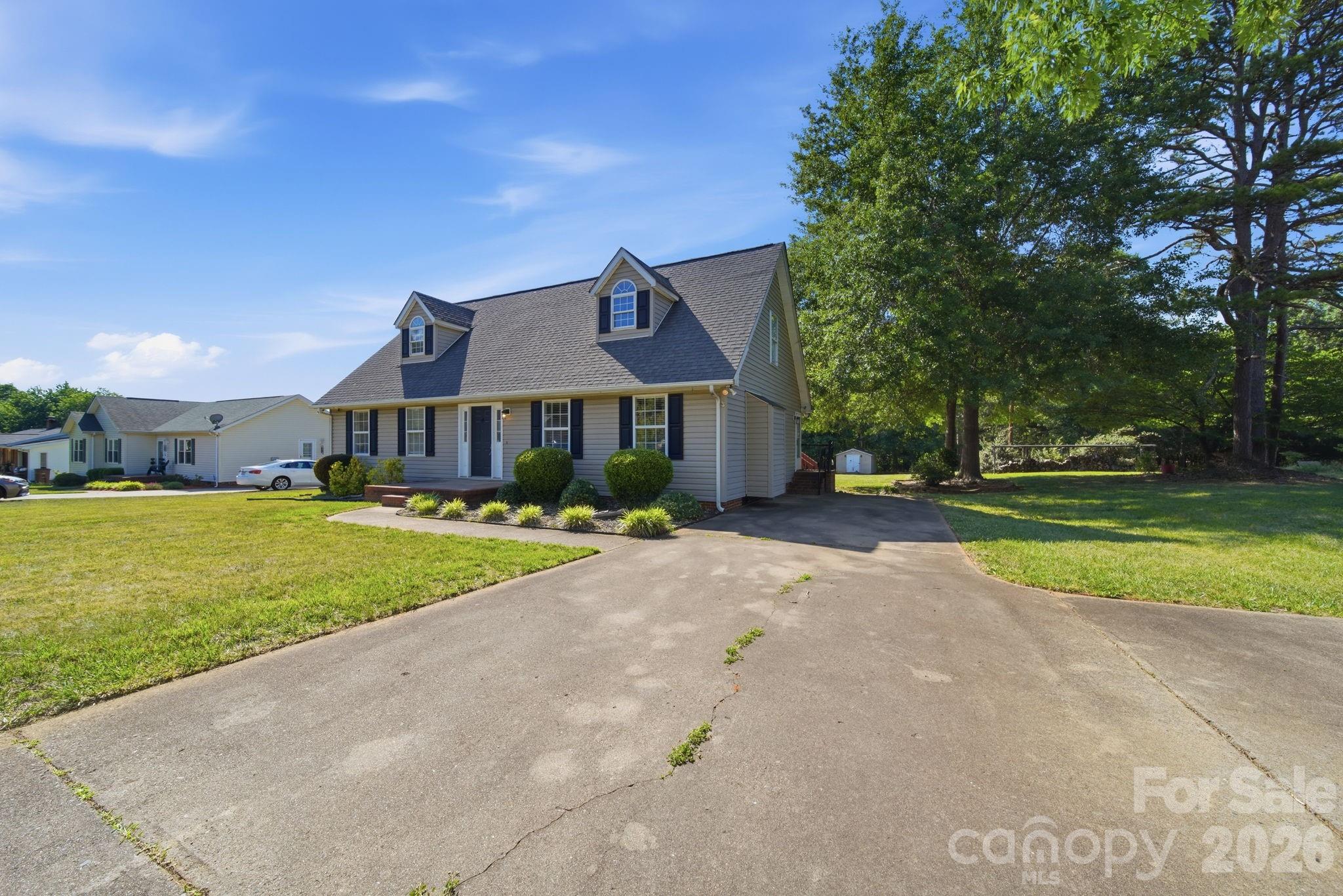 313 Sunrise Circle, Shelby, NC - photo 3 of 43