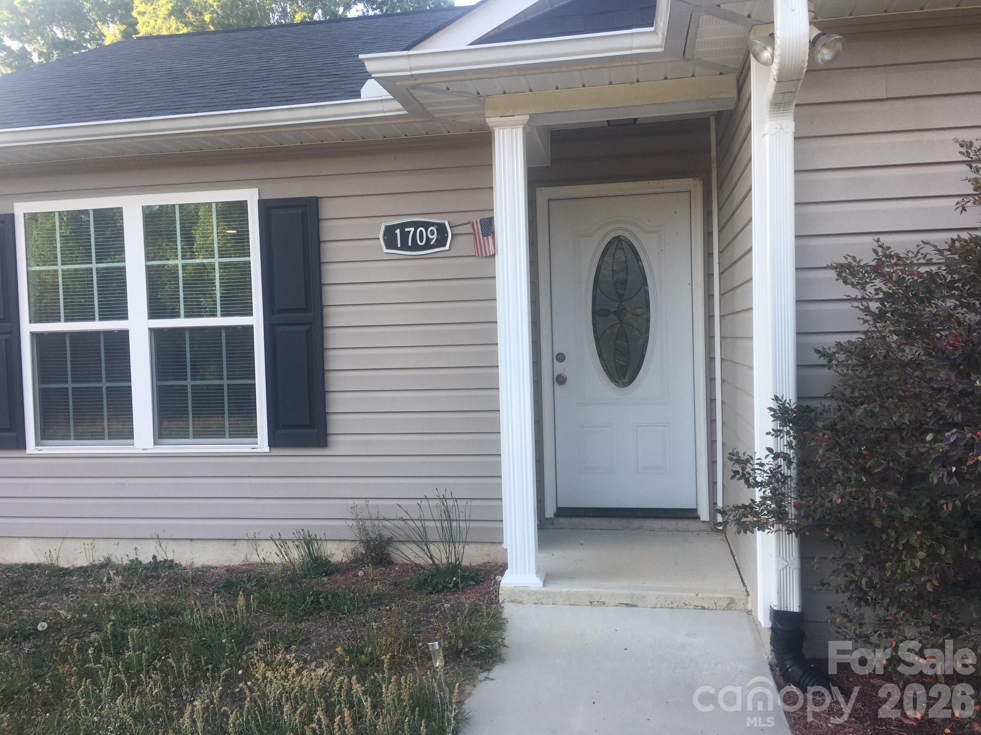 Photo 2 of 1709 Brookhill Lane, Lancaster, SC