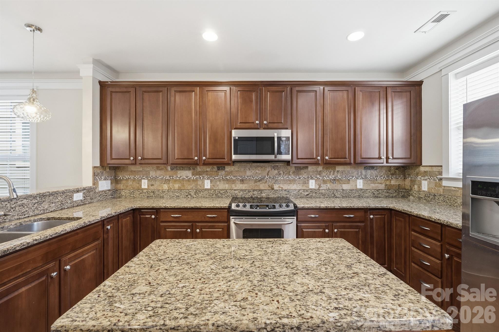 Photo 12 of 717 E 8th Street, Charlotte, NC